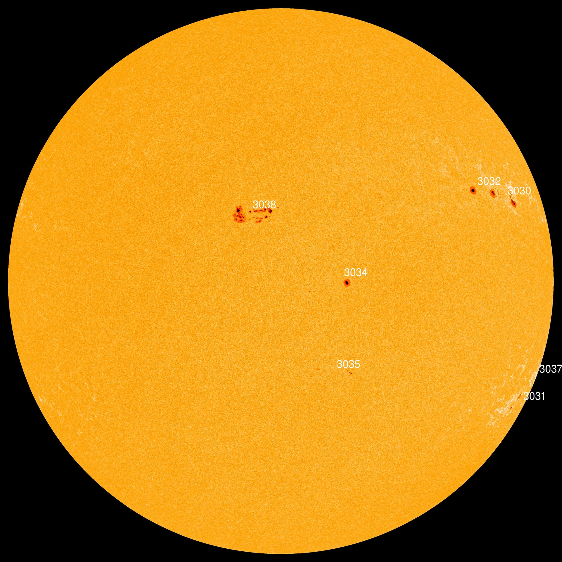Sunspot toward Earth could bring northern lights to Michigan