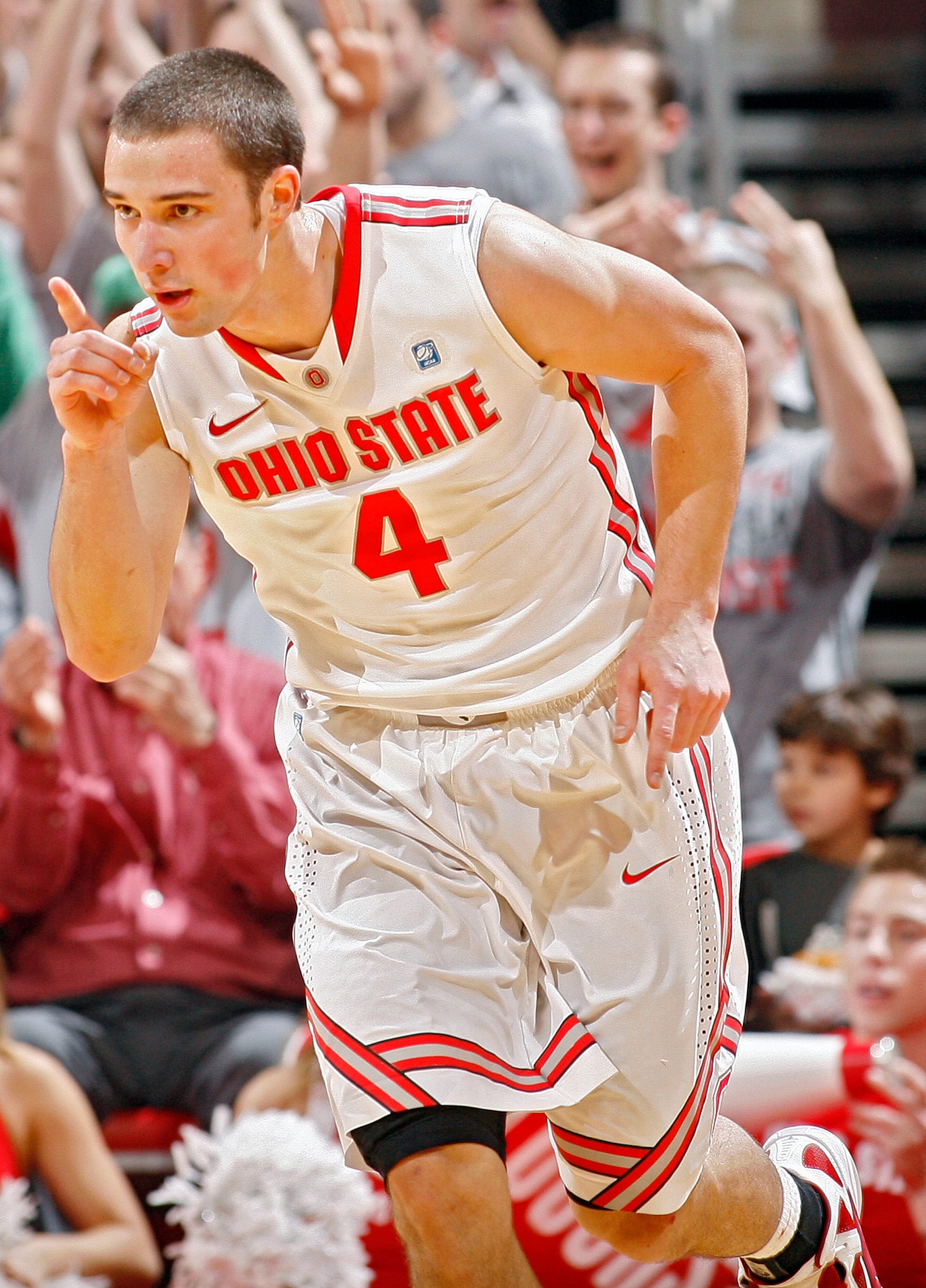 Aaron Craft surprised by Ohio State hall of fame induction