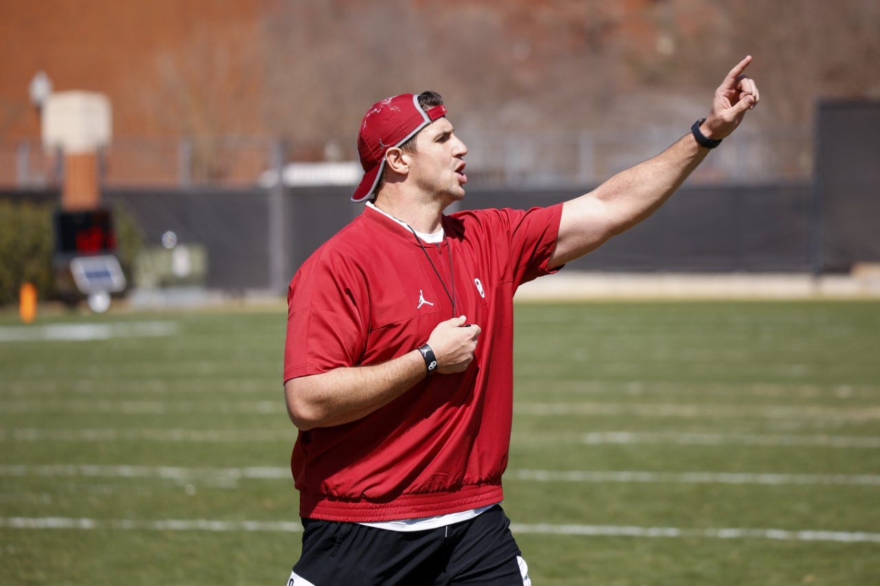 OU football: Bond with Brent Venables led Miguel Chavis to Sooners