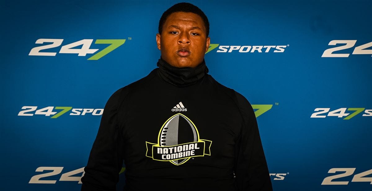 3-star DL Stephen Johnson flips from Arkansas to Auburn football