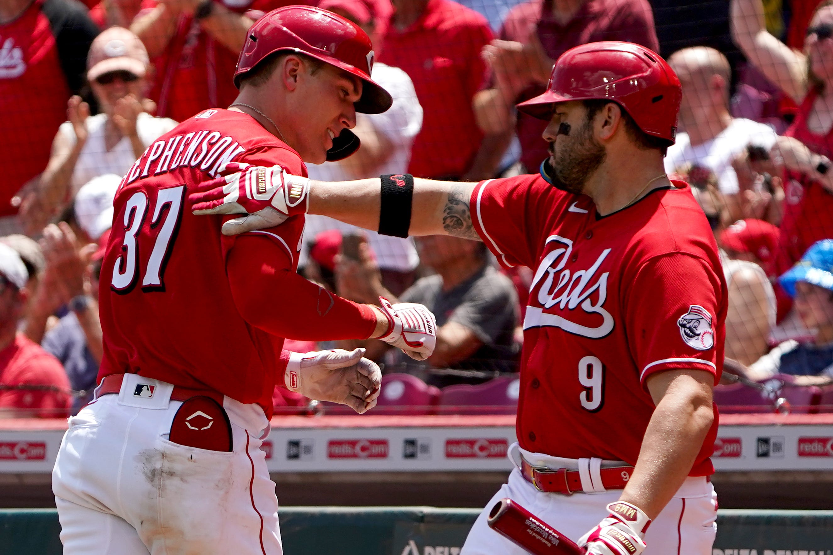 Reds vs. Rays game: Mike Moustakas hits 200th homer in blowout win