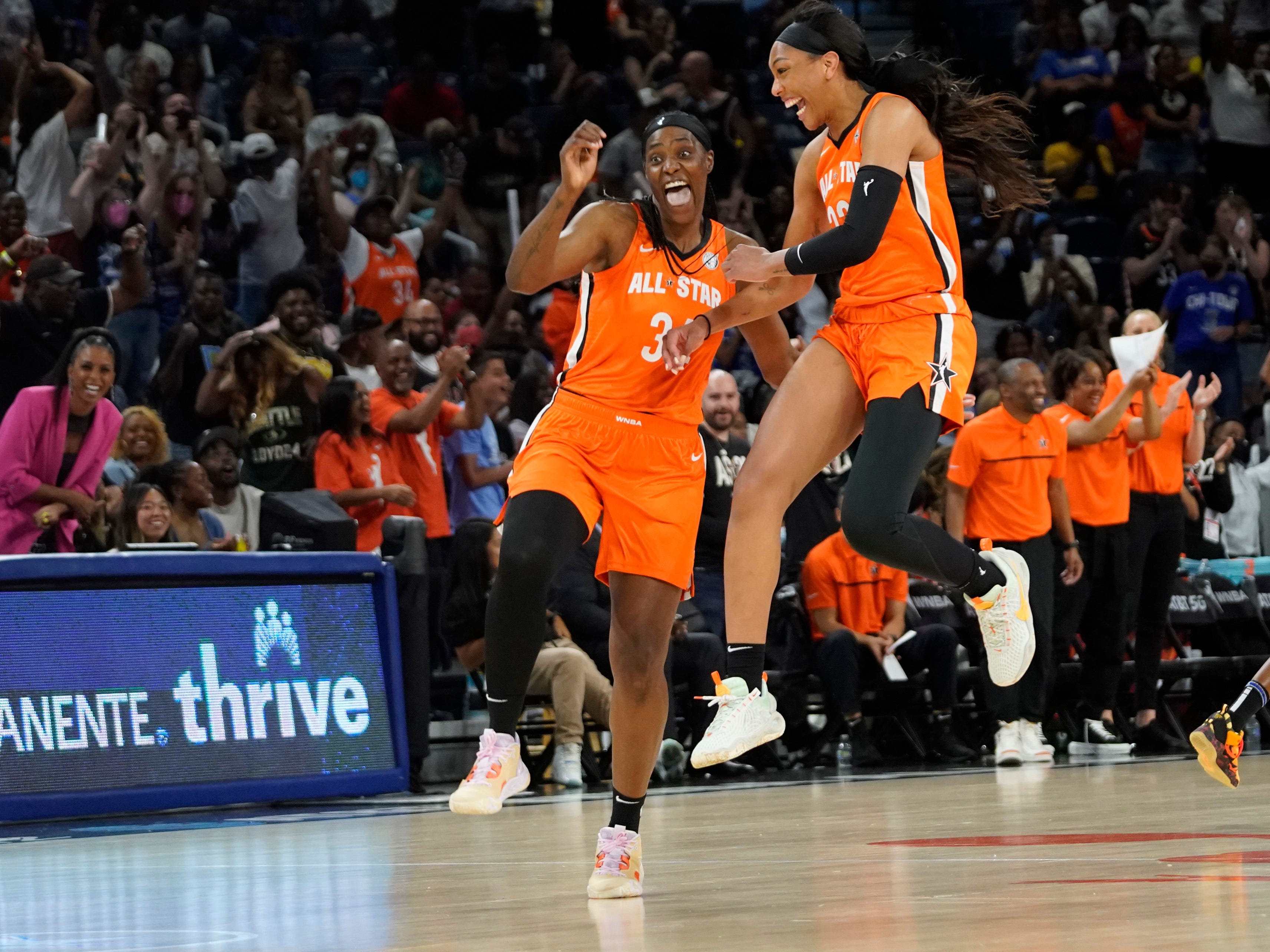 Sylvia Fowles dunks in 2022 WNBA All-Star Game
