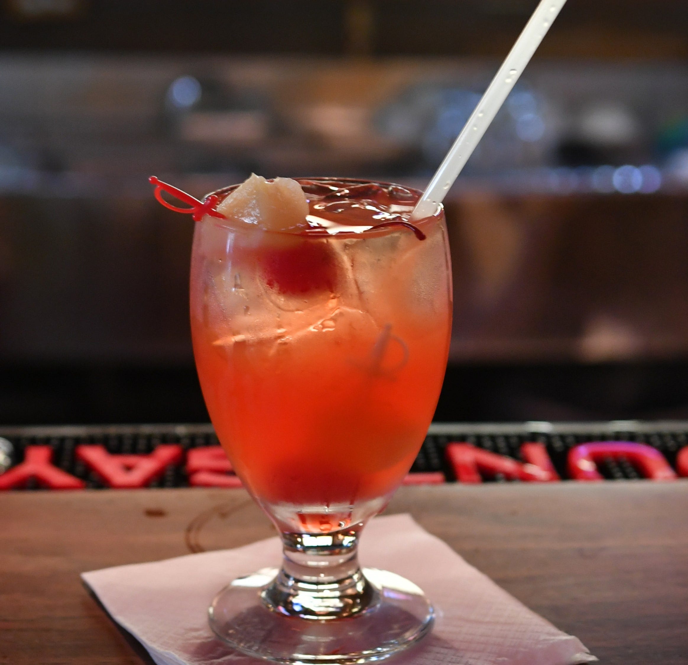 Historic Sarasota, Siesta Key bars to visit for cocktails, beer, fun