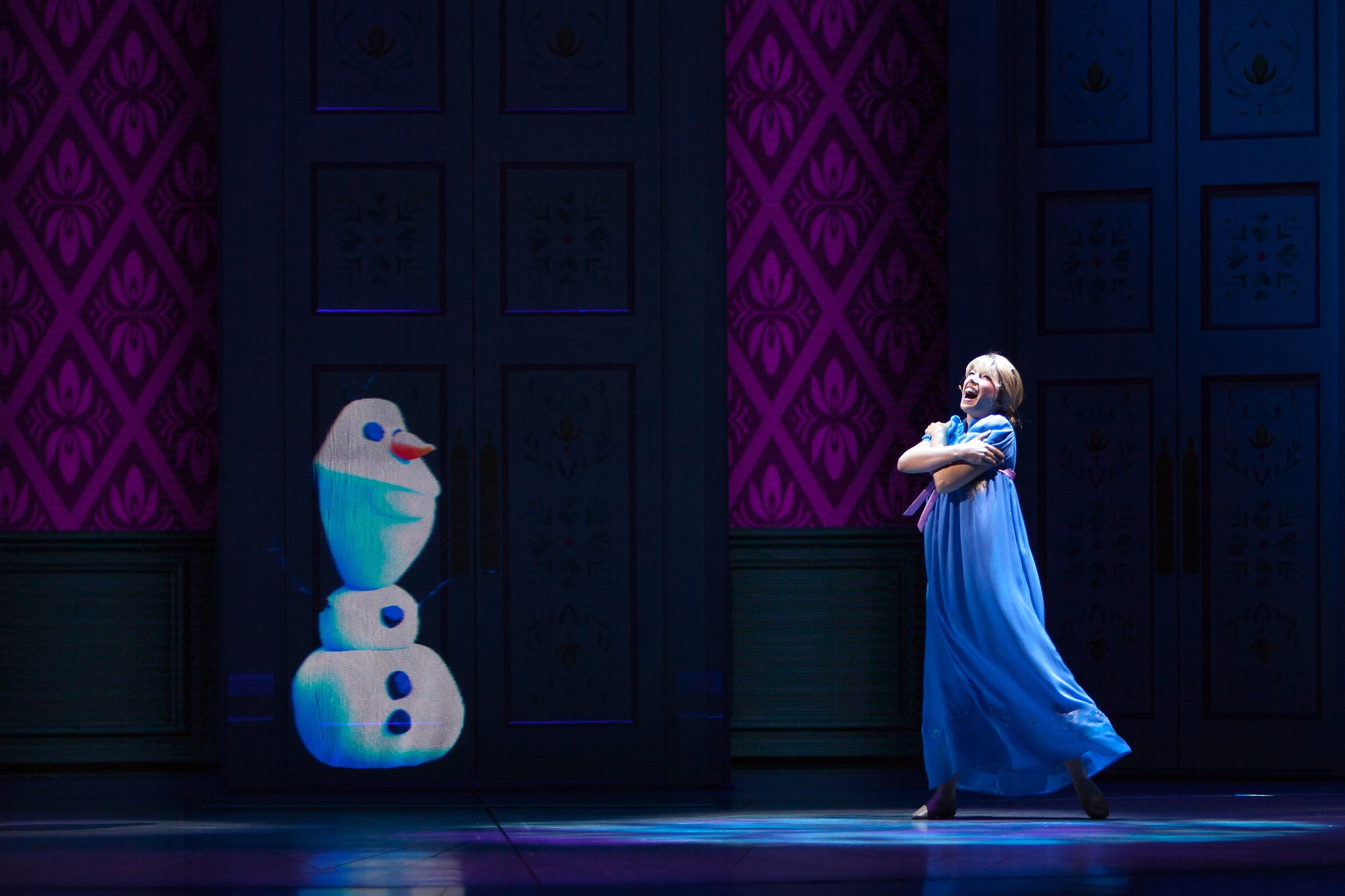 10 Disney character interaction tips from a former cast member