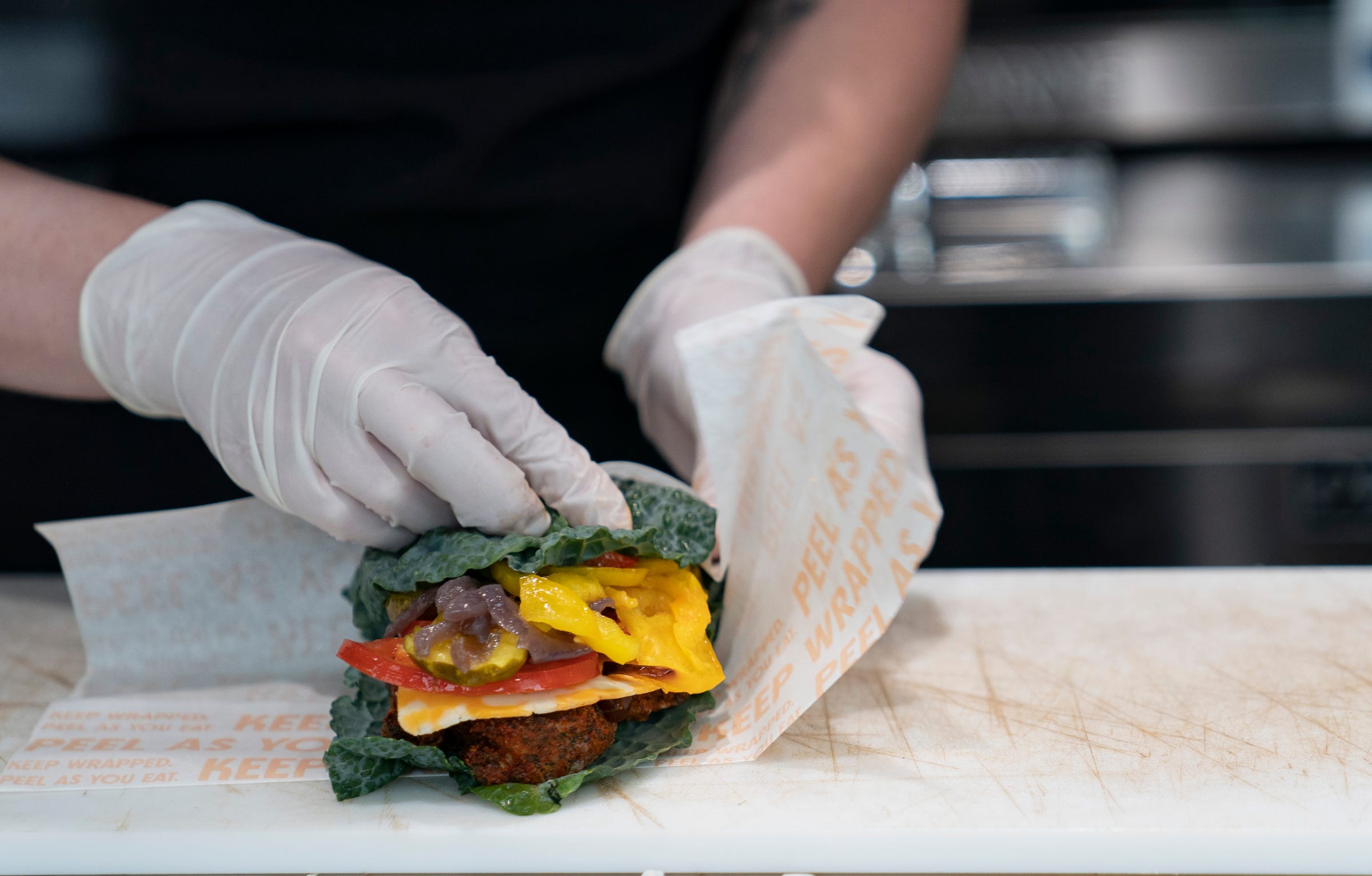 Breadless sandwich shop in Detroit brings healthy wraps