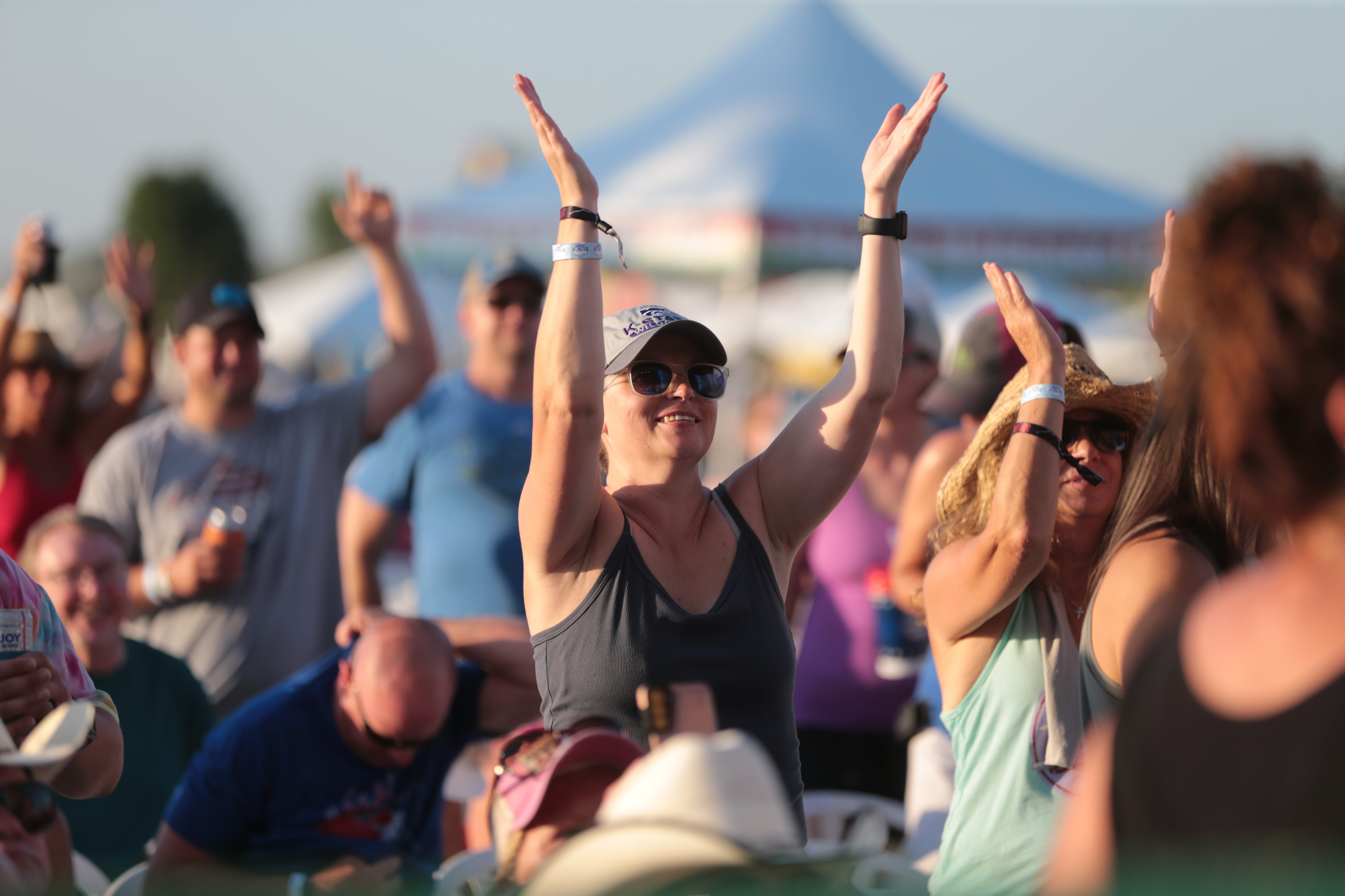 Thousands chill during Country Stampede at Topeka's Heartland Park