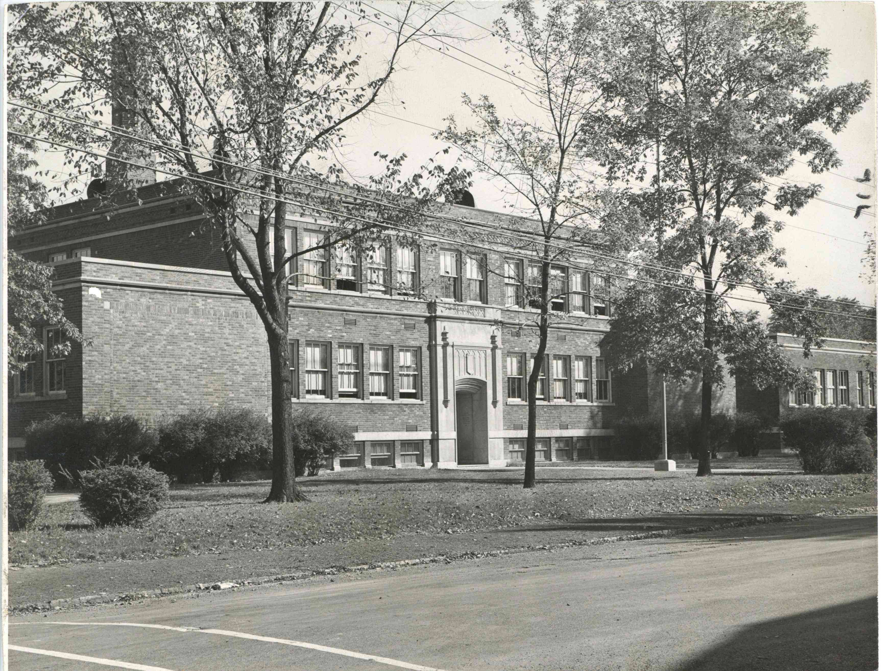 What are old Indianapolis school buildings being used for today
