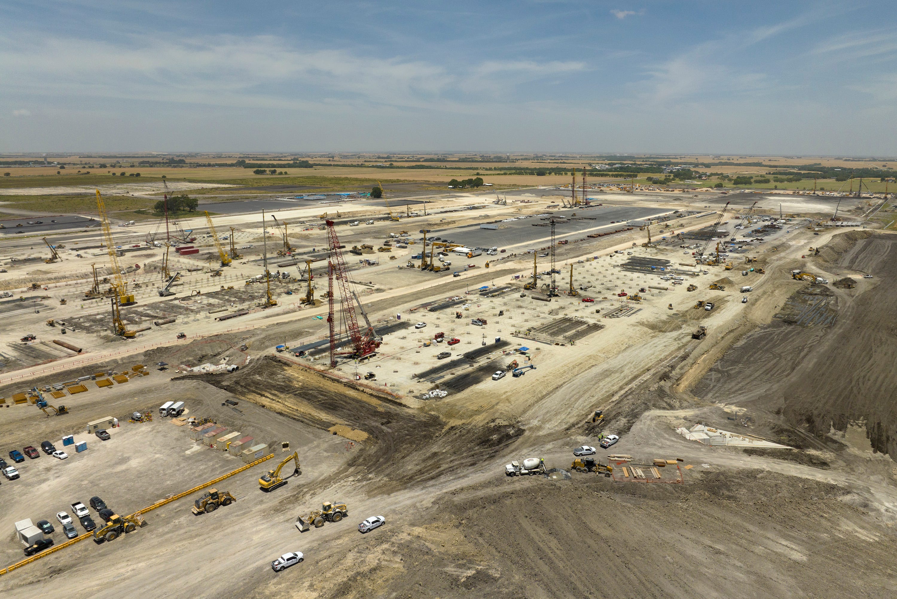 Texas manufacturing, service sectors are feeling strain, survey says