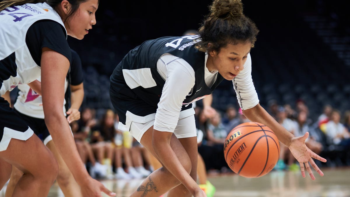 Photos: Native American Basketball Invitational 2022