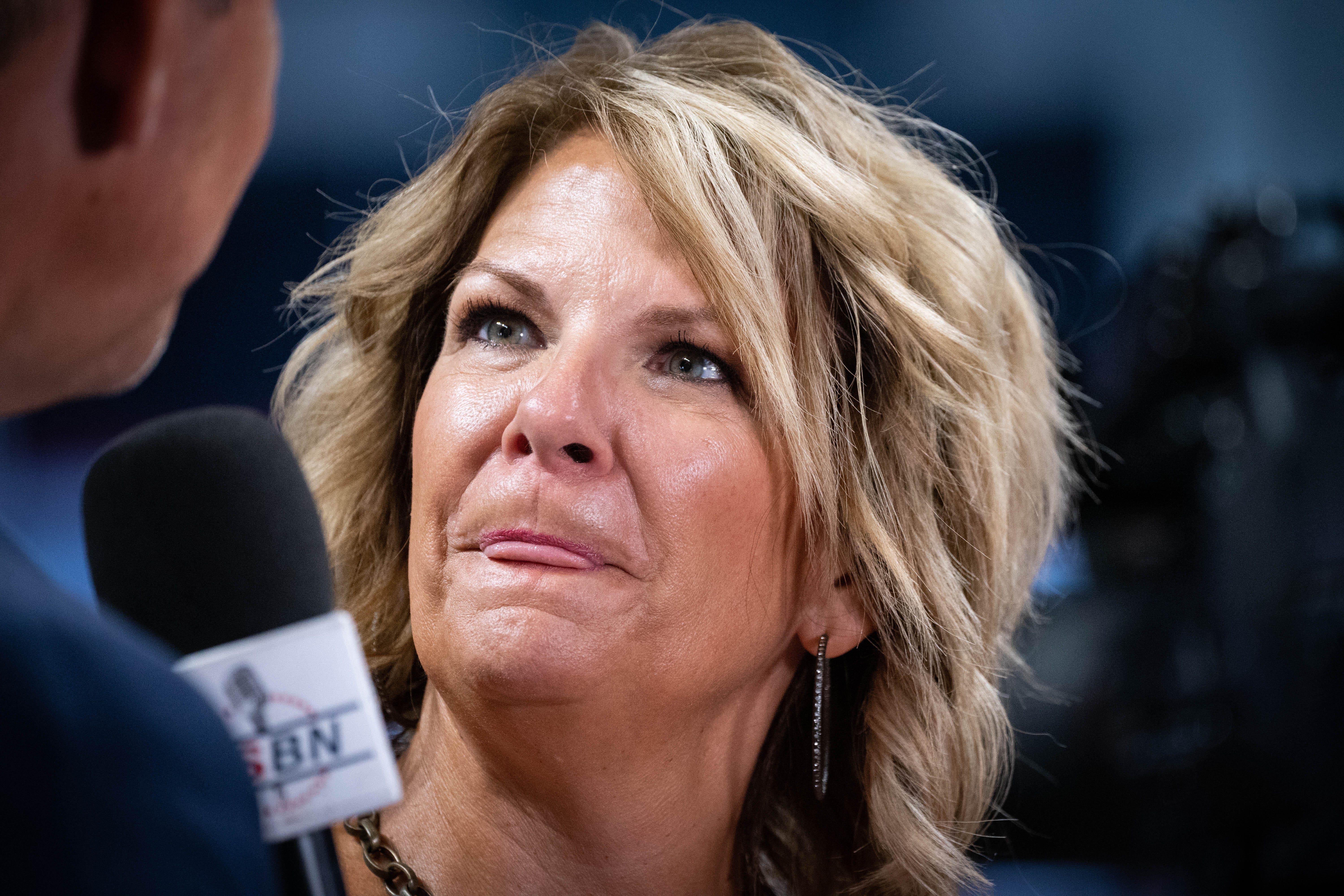 Arizona GOP Chair Kelli Ward spreads idiotic ballot pen conspiracy