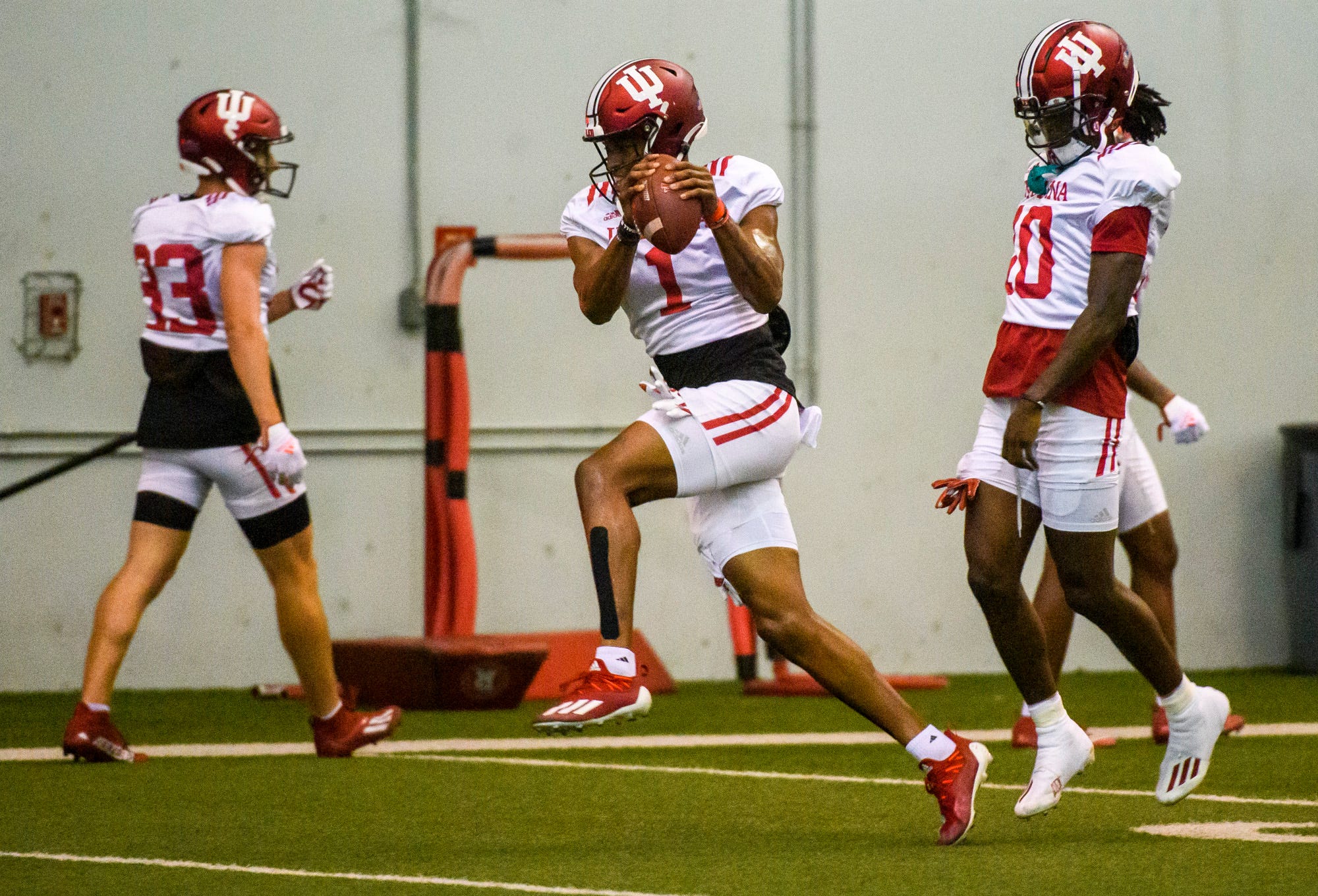 Indiana football: Donaven McCulley move from QB to WR will benefit him