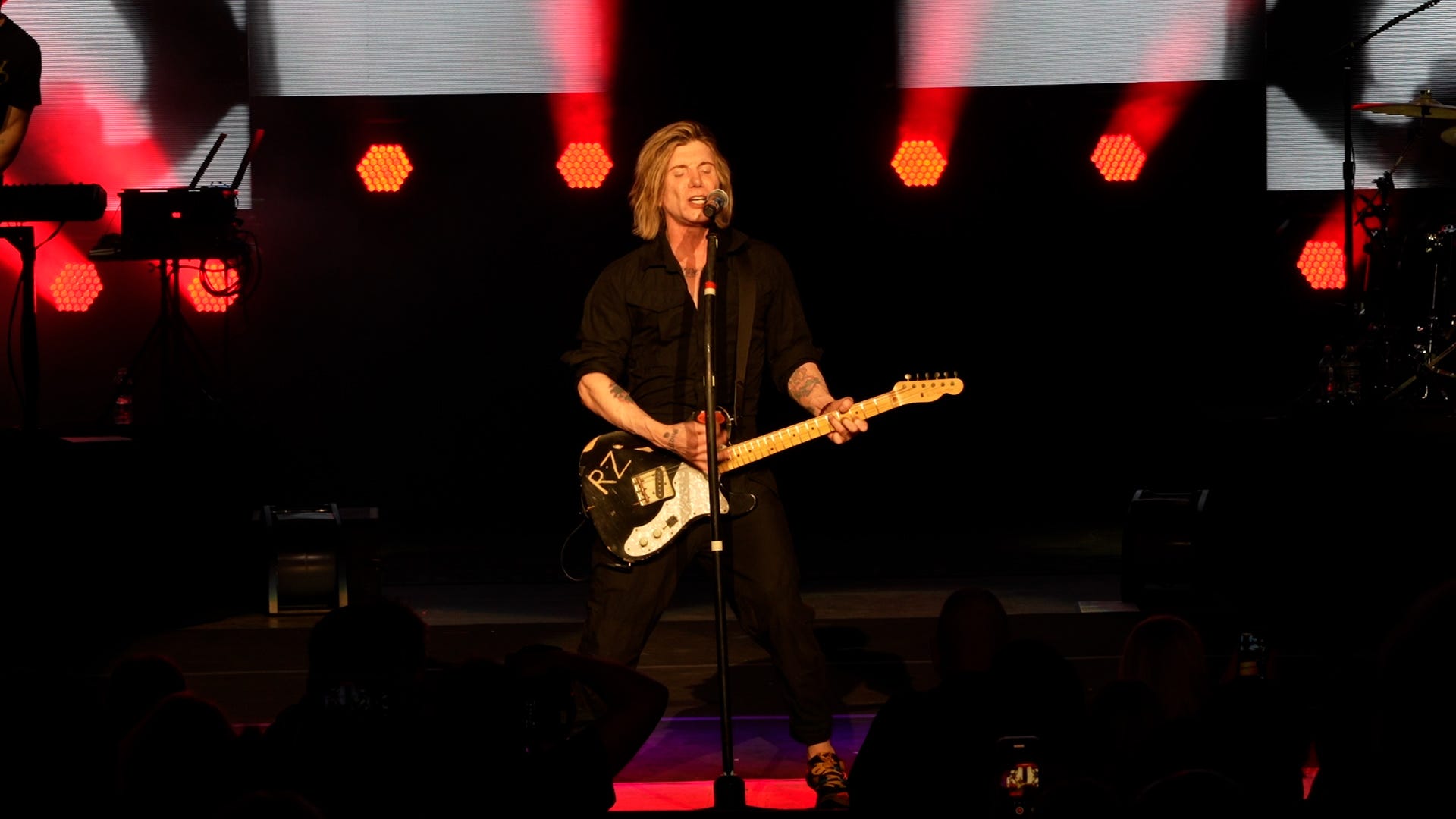 Goo Goo Dolls' John Rzeznik returns to touring after vocal cord scare
