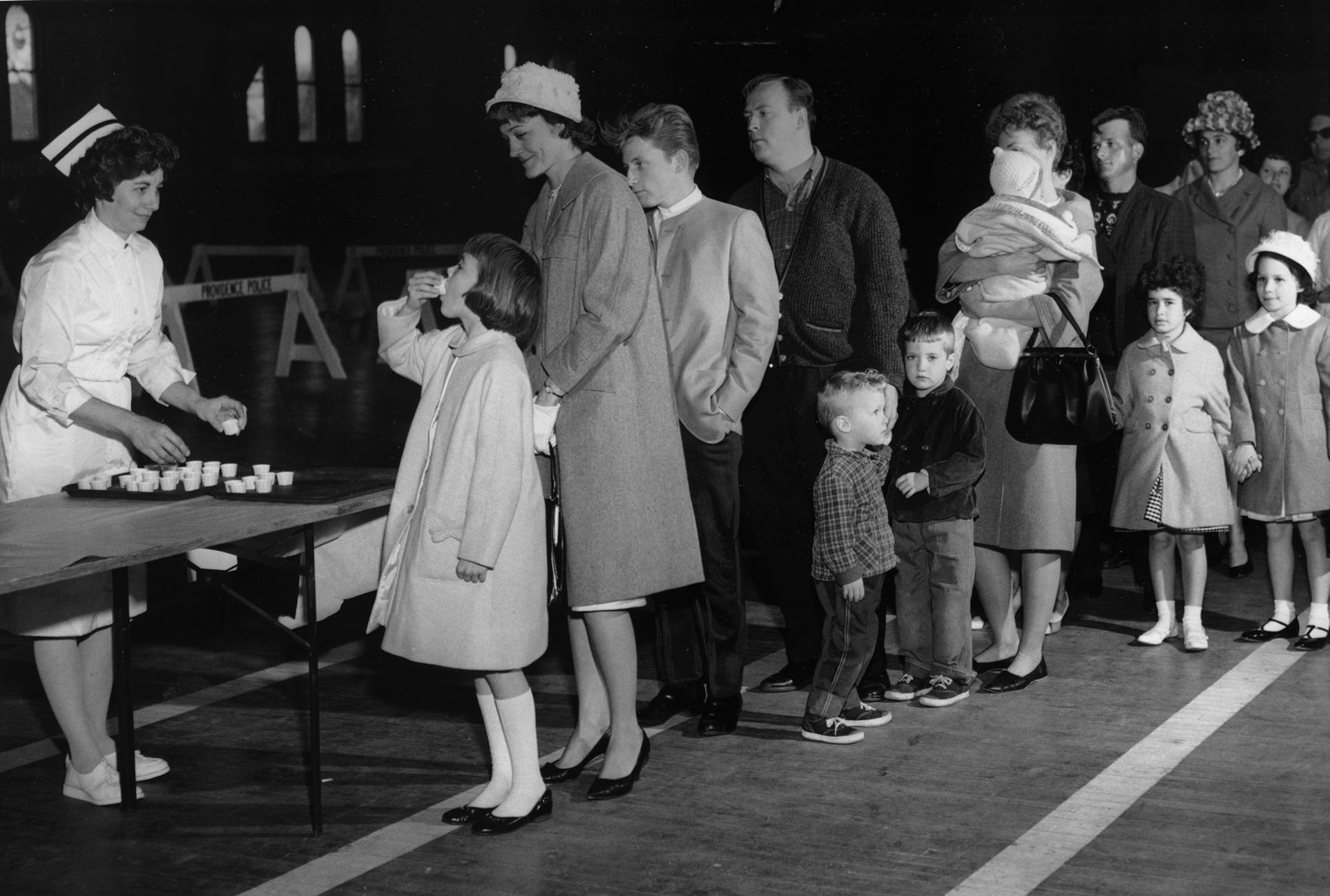 No polio cases in Rhode Island, polio vaccine recommended for children