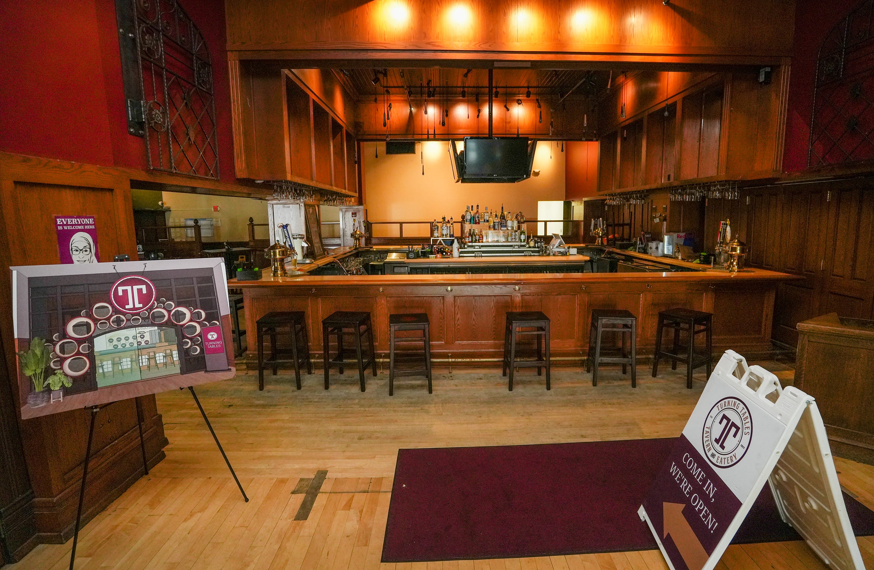 New Milwaukee restaurant Turning Tables Tavern open at Turner Hall