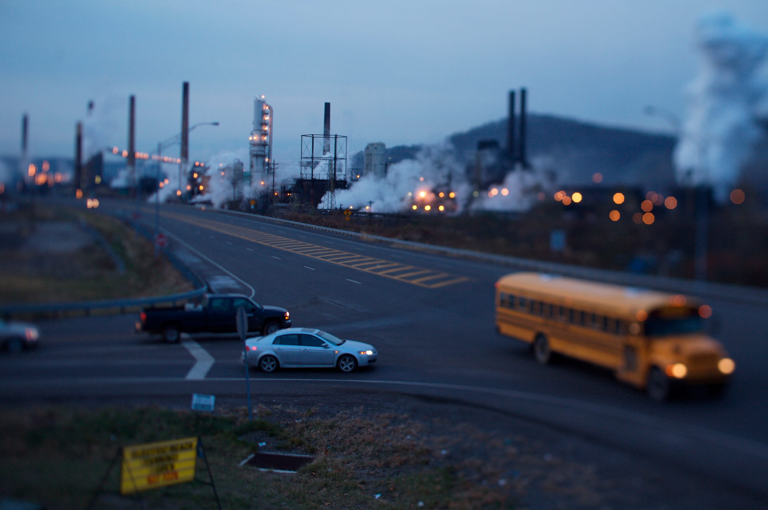 Schools surrounded by toxic air pollution puts children at health risk