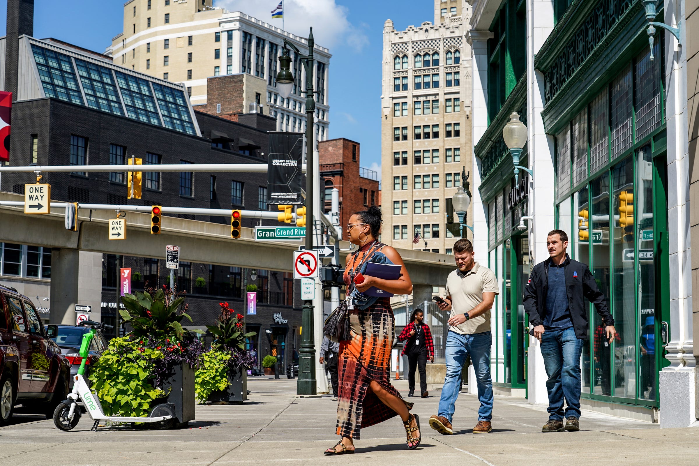 Downtown Detroit slow to recover after COVID-19, cell phone data shows