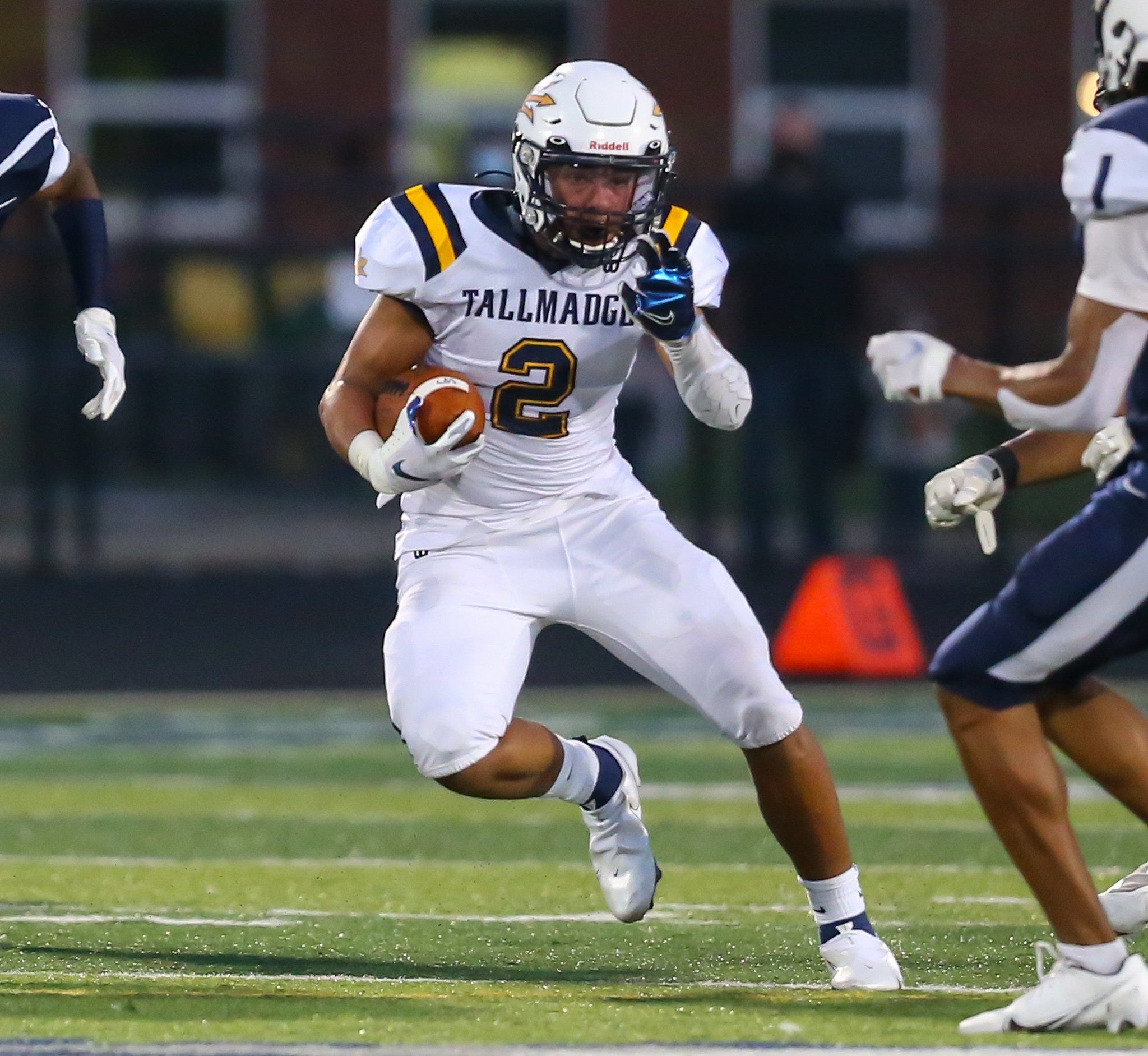 Collin Dixon decommits from Wisconsin football