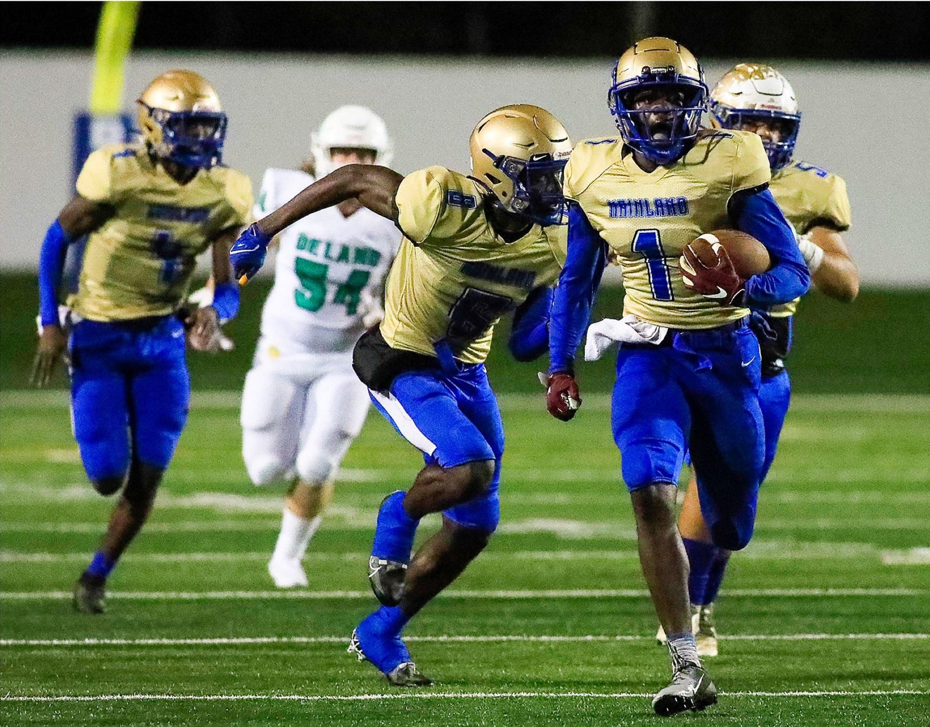 High school football: Mainland defeats DeLand in Week 1