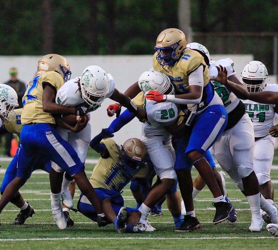 High school football: Mainland Buccaneers-Lake Wales Highlanders preview