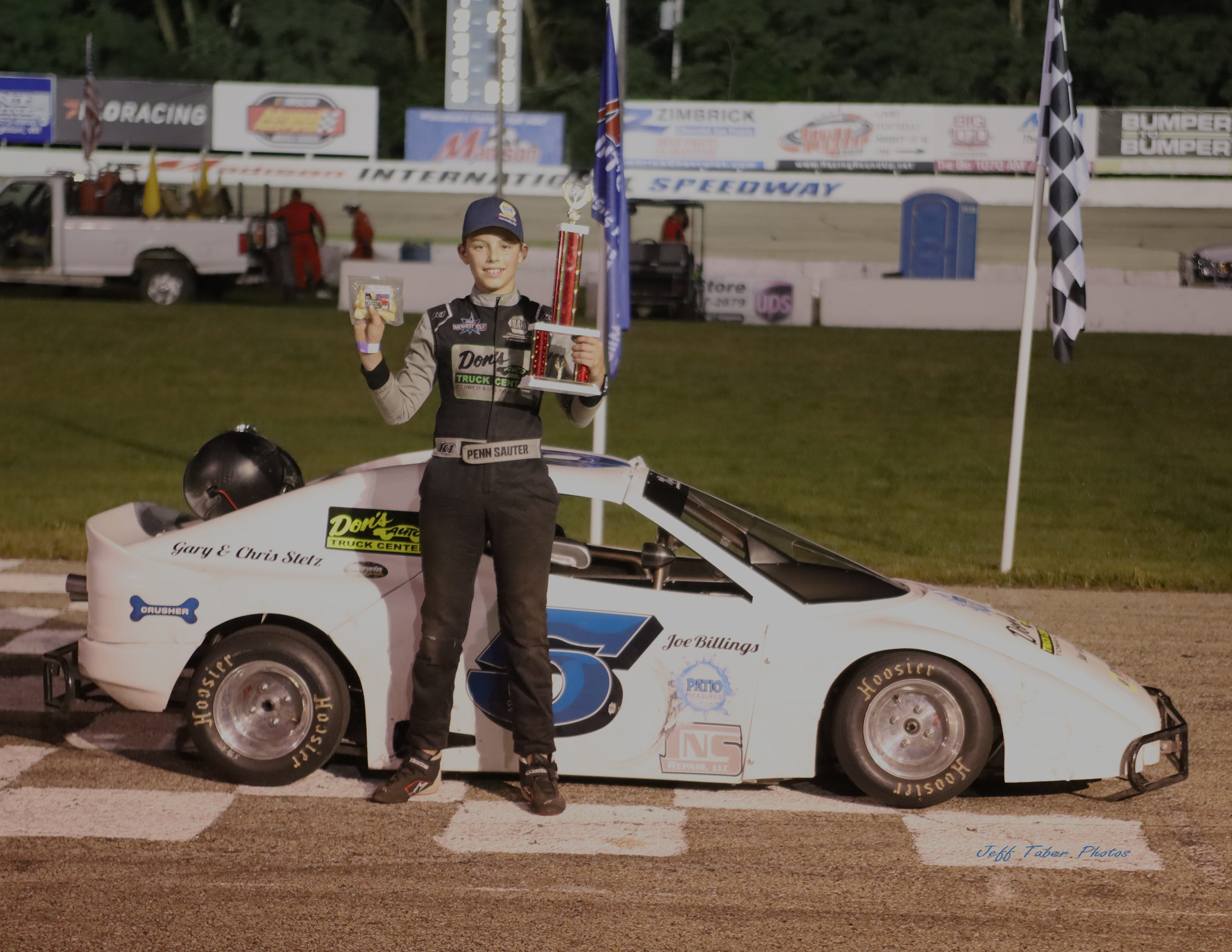 NASCAR driver Johnny Sauter helps son Penn start racing