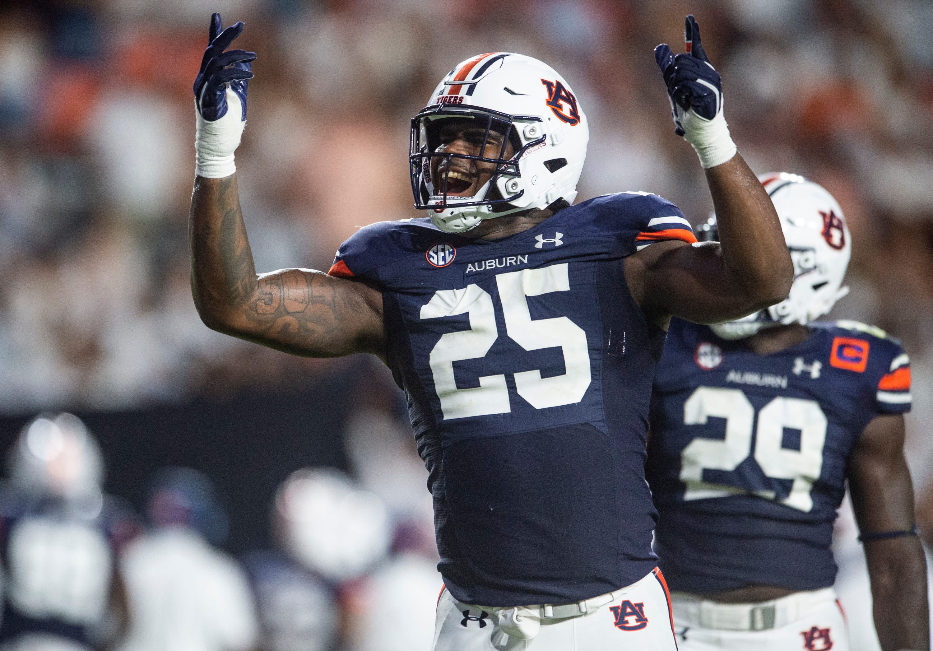 Inside Colby Wooden's late-game play to seal Auburn football's win