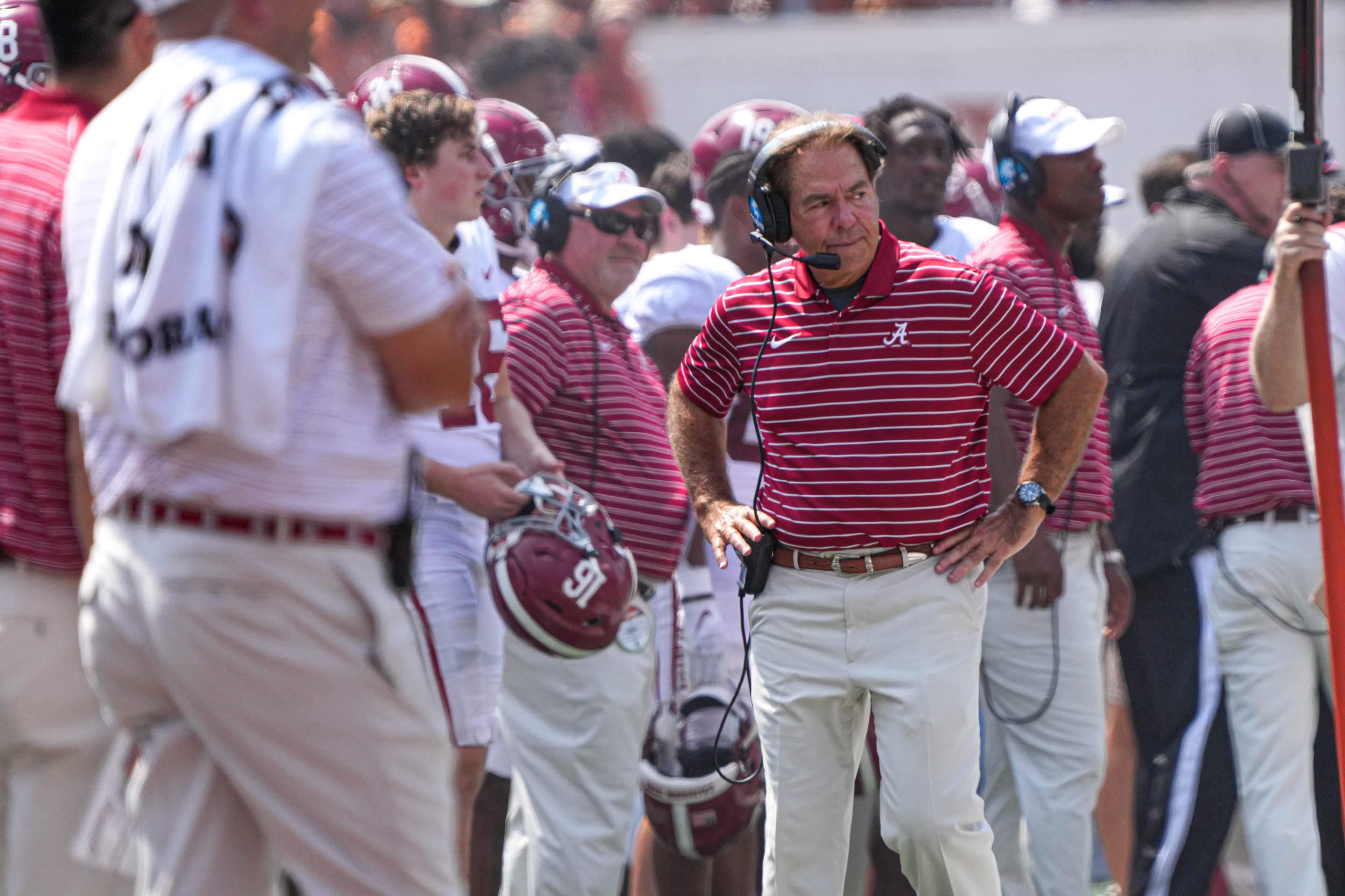 Nick Saban upset with Alabama players for 'horns down' celebration