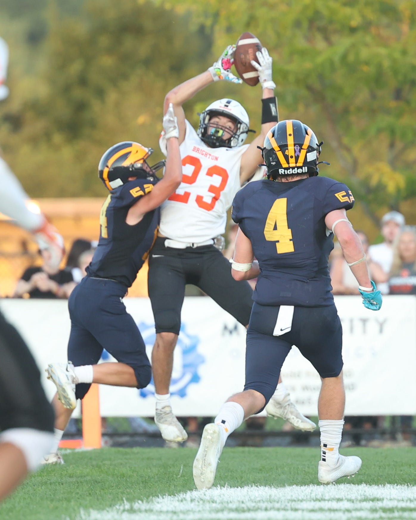Future Howell quarterback makes good impression in loss to Northville