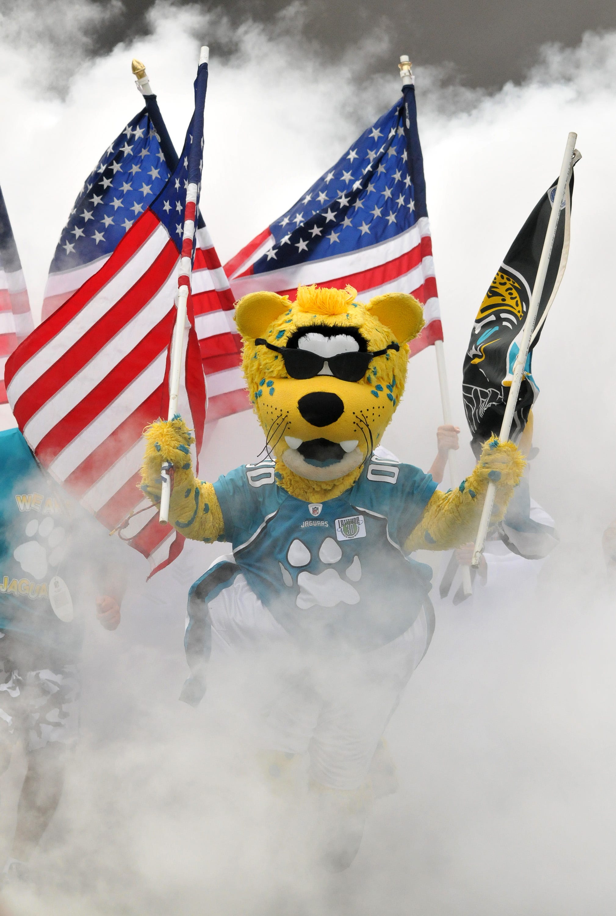 Twitter reacts to Jaguars mascot American flag Speedo