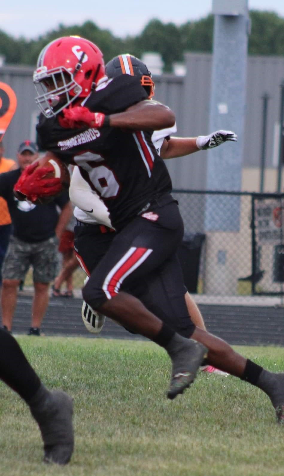 Eastern high football player Lewis finding his stride with new team