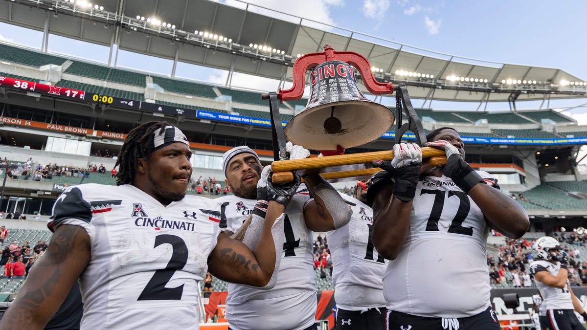 PHOTOS: Battle for the Victory Bell, Sept. 17, 2022
