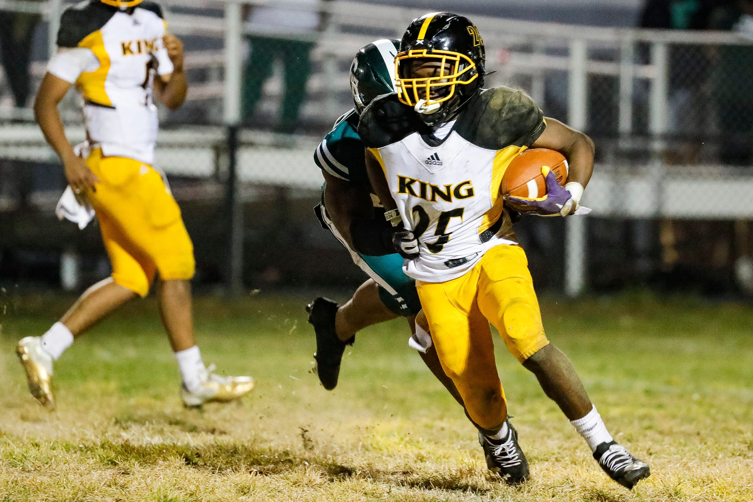 Detroit King football wins 'city super bowl' thanks to Dante Moore