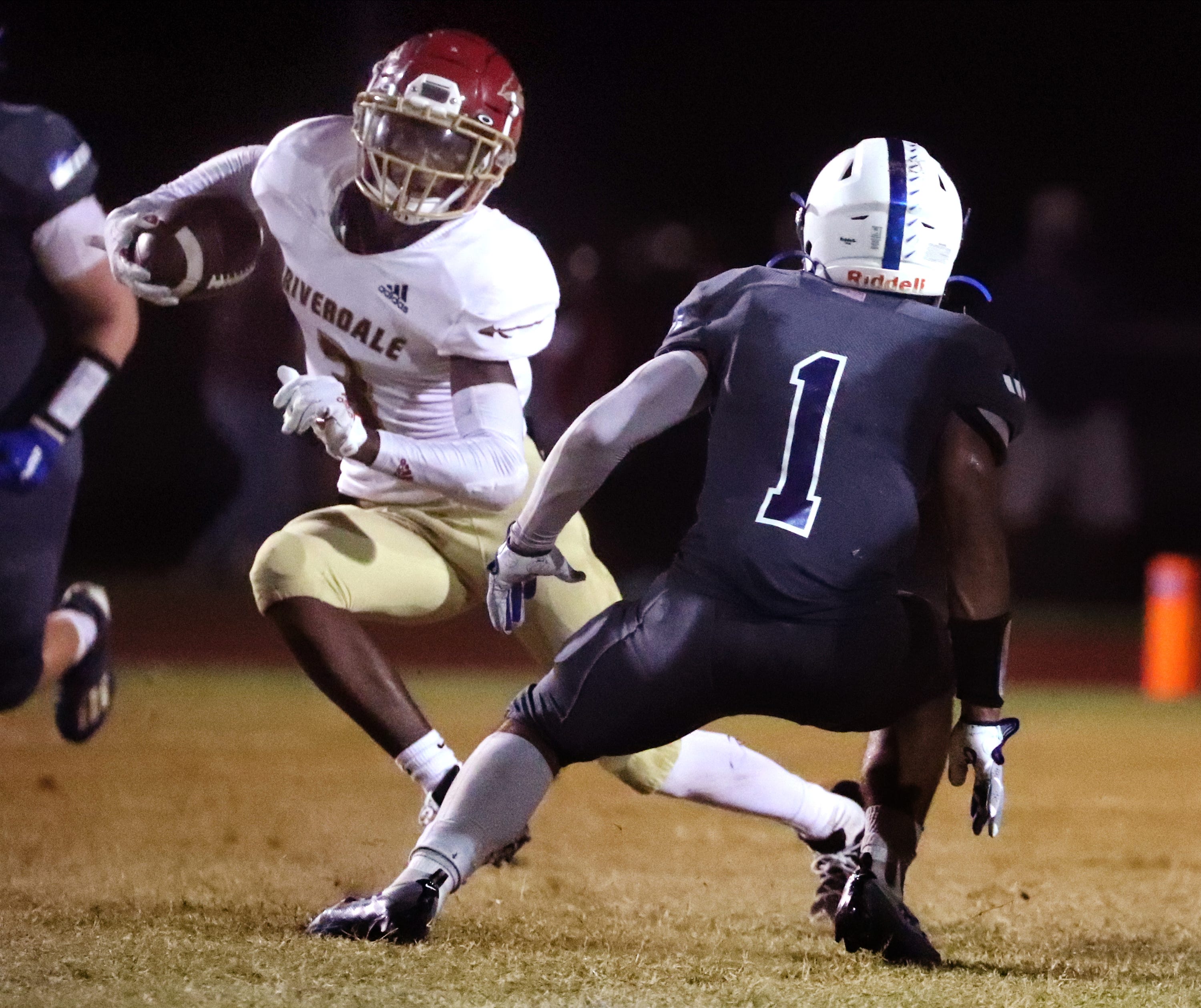 Riverdale football's Jaylen Thompson commits to Michigan State