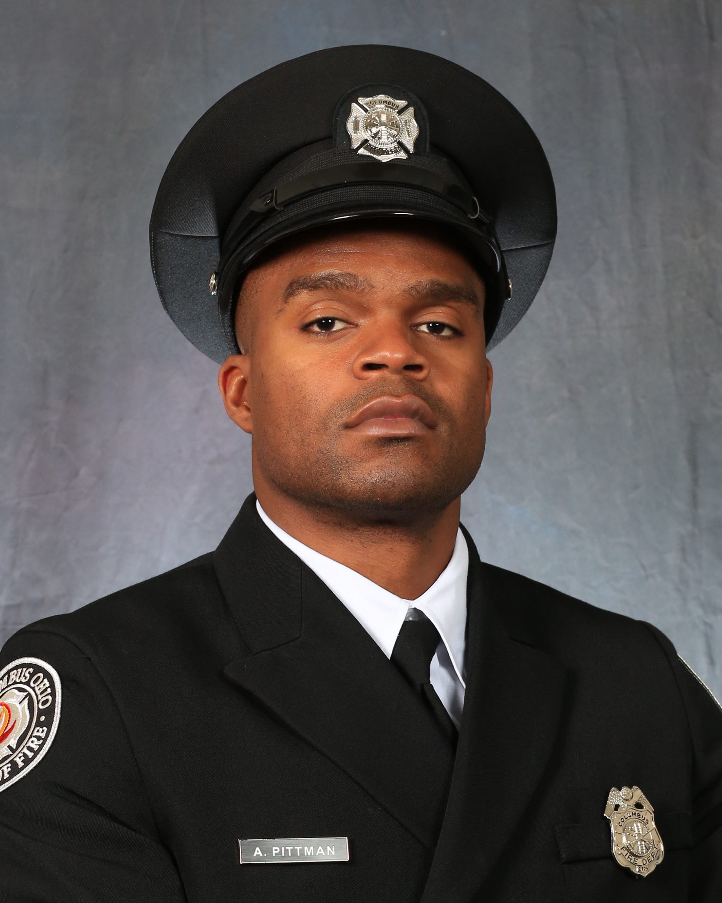 Ohio State football great Antonio Pittman now a Columbus firefighter