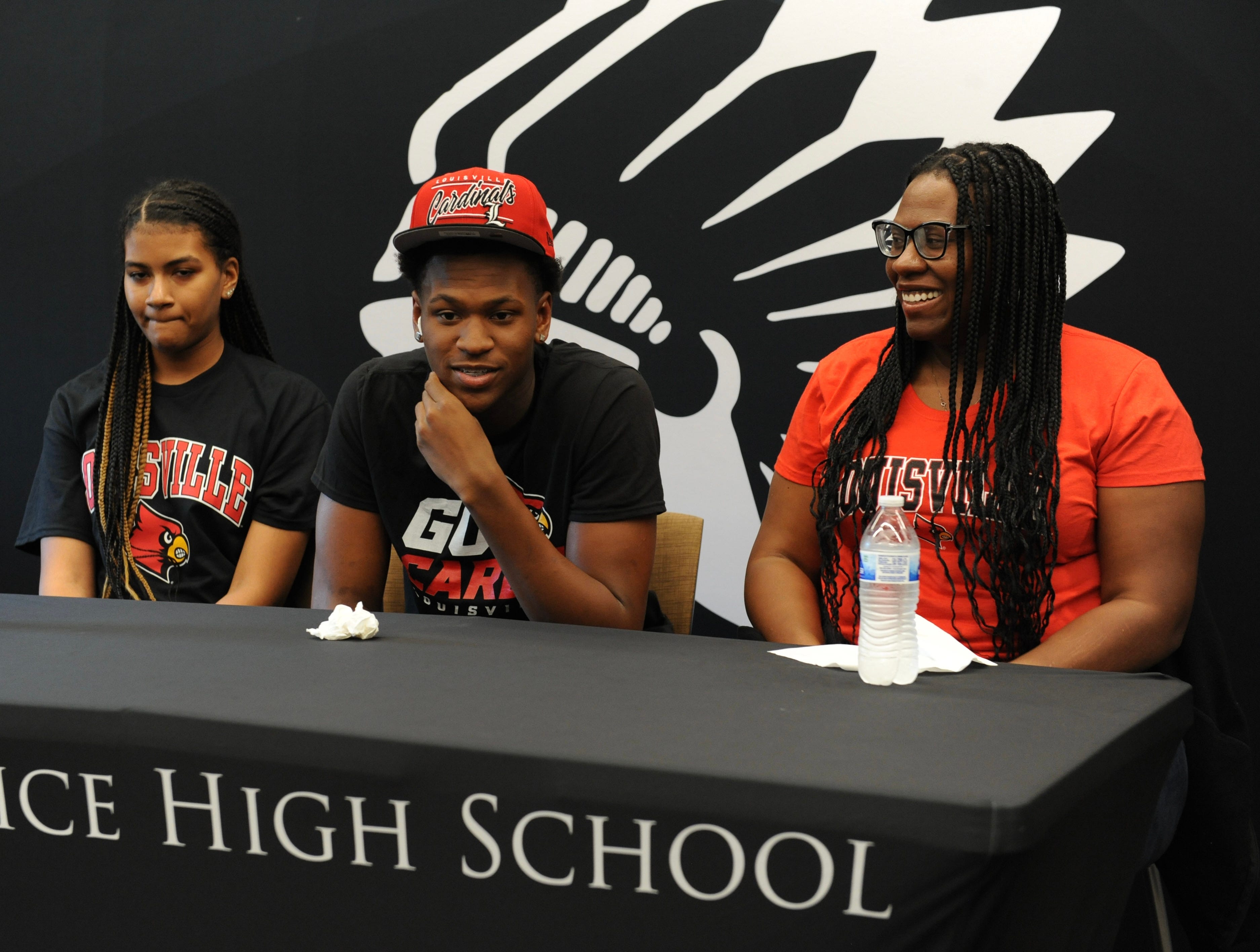 Louisville basketball gets pledge from 4-star SF Curtis Williams