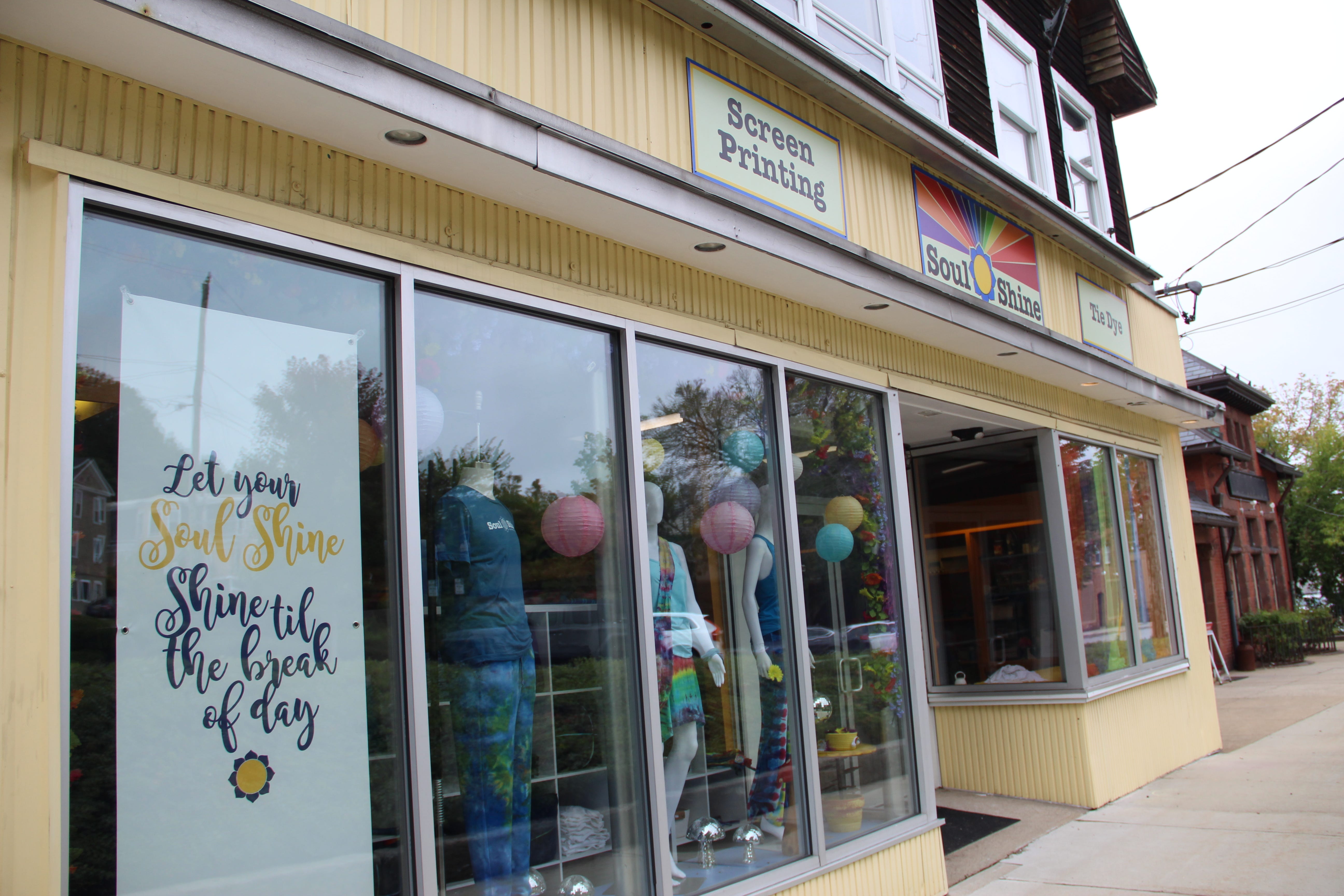 Somersworth NH: Breakfast Station #319, Soul Shine Tie Dye opening