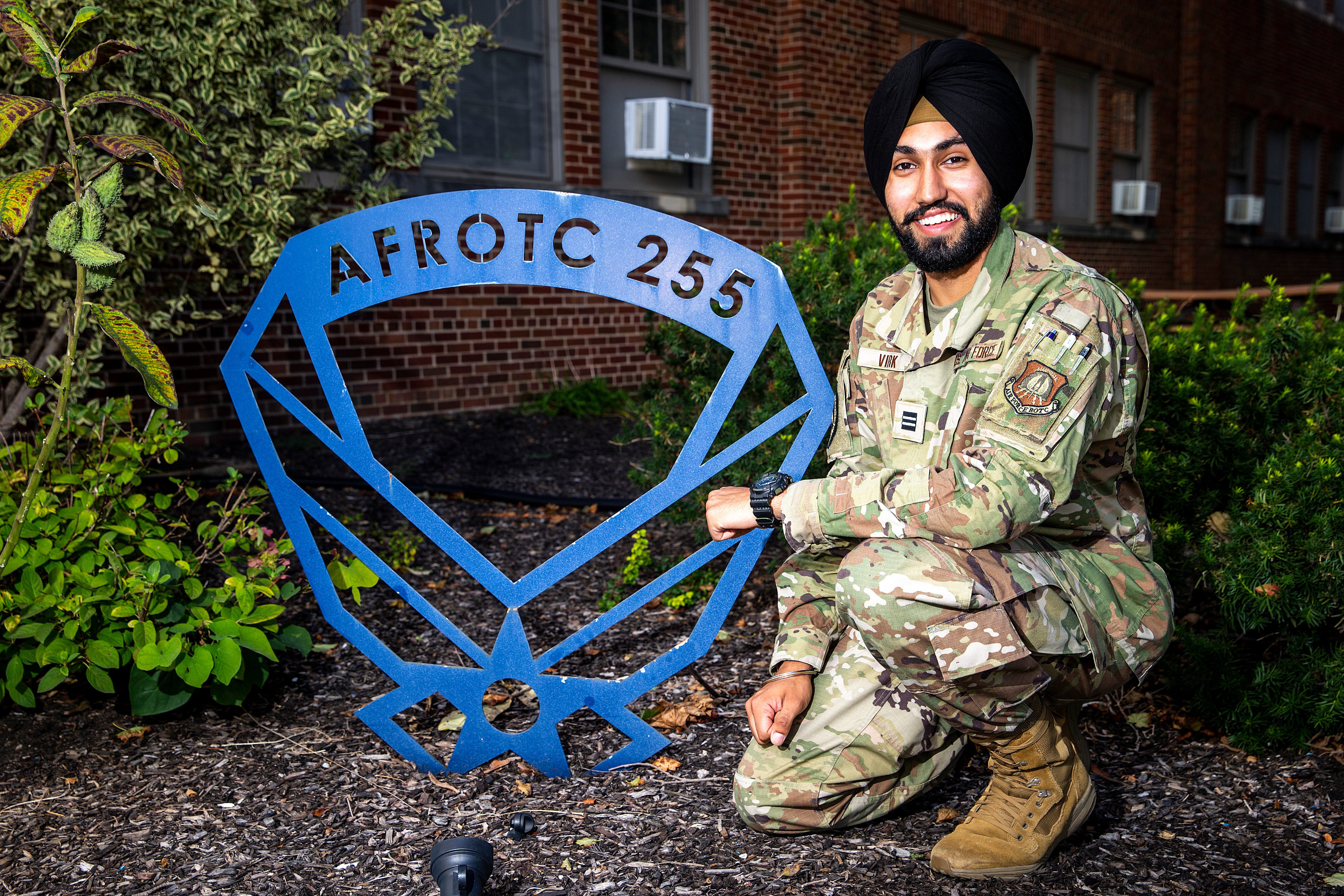 University of Iowa ROTC cadet breaks new ground for his Sikh faith