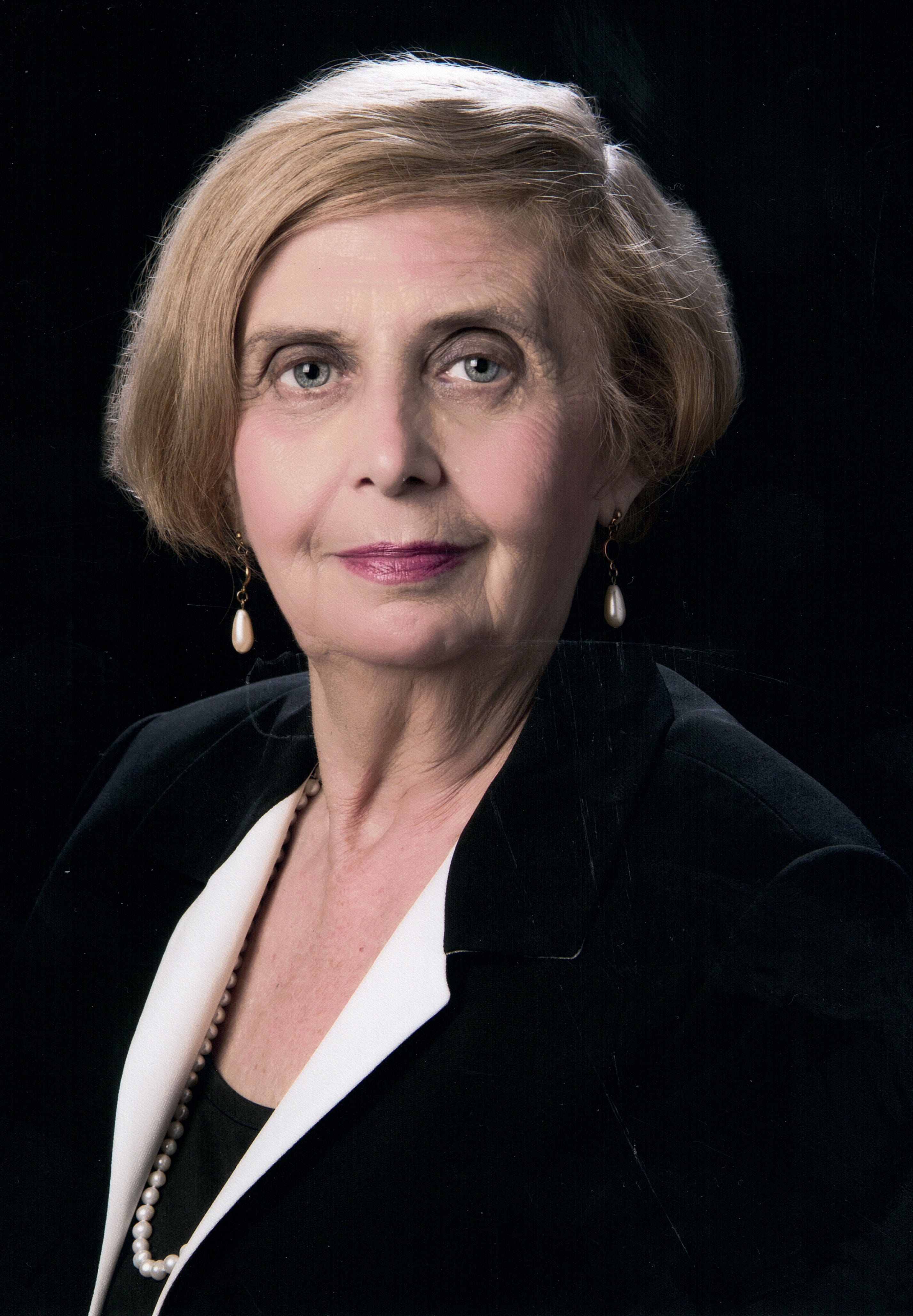 Holocaust survivor tells story of Nazi gas chambers on TikTok