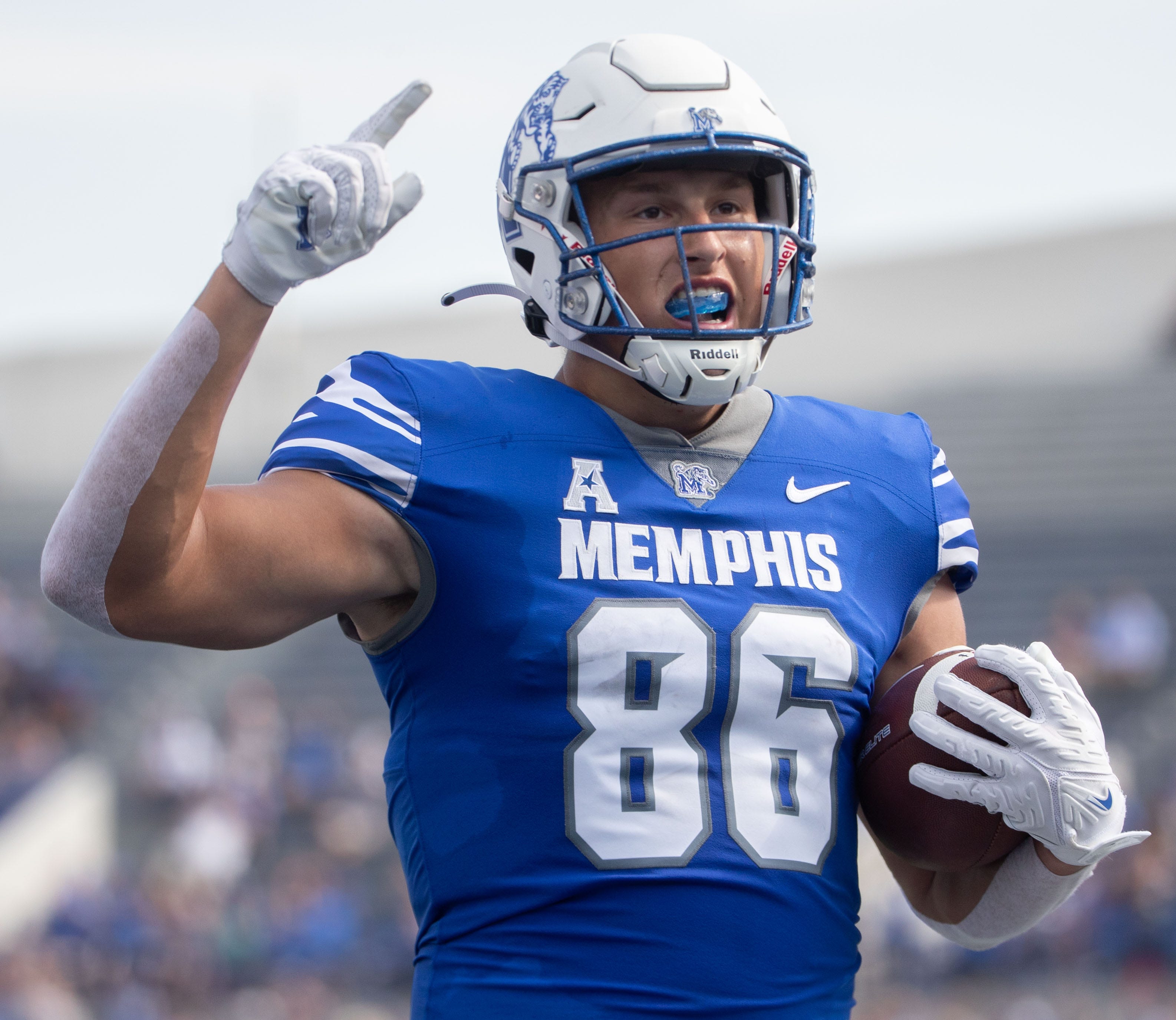 How Memphis football's Caden Prieskorn went from walk-on QB to star TE