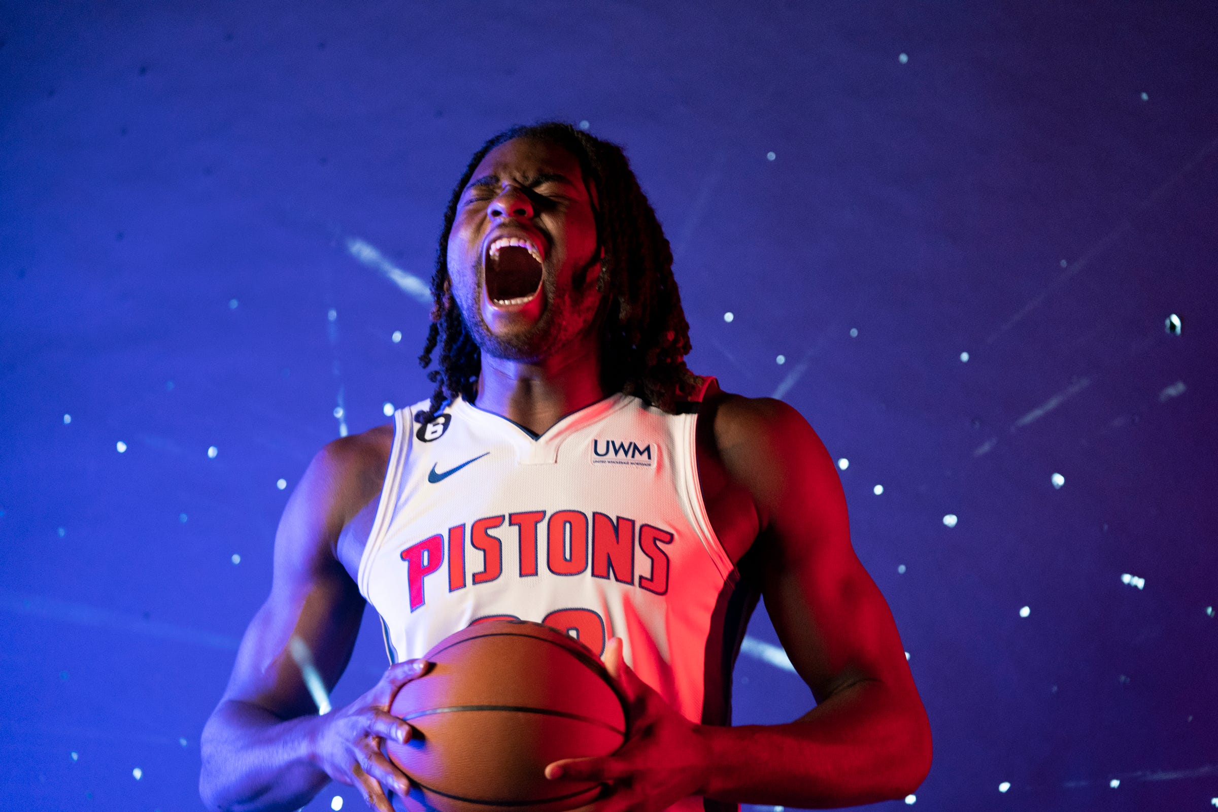 Pistons' Isaiah Stewart continues his grind, one 3-pointer at a time