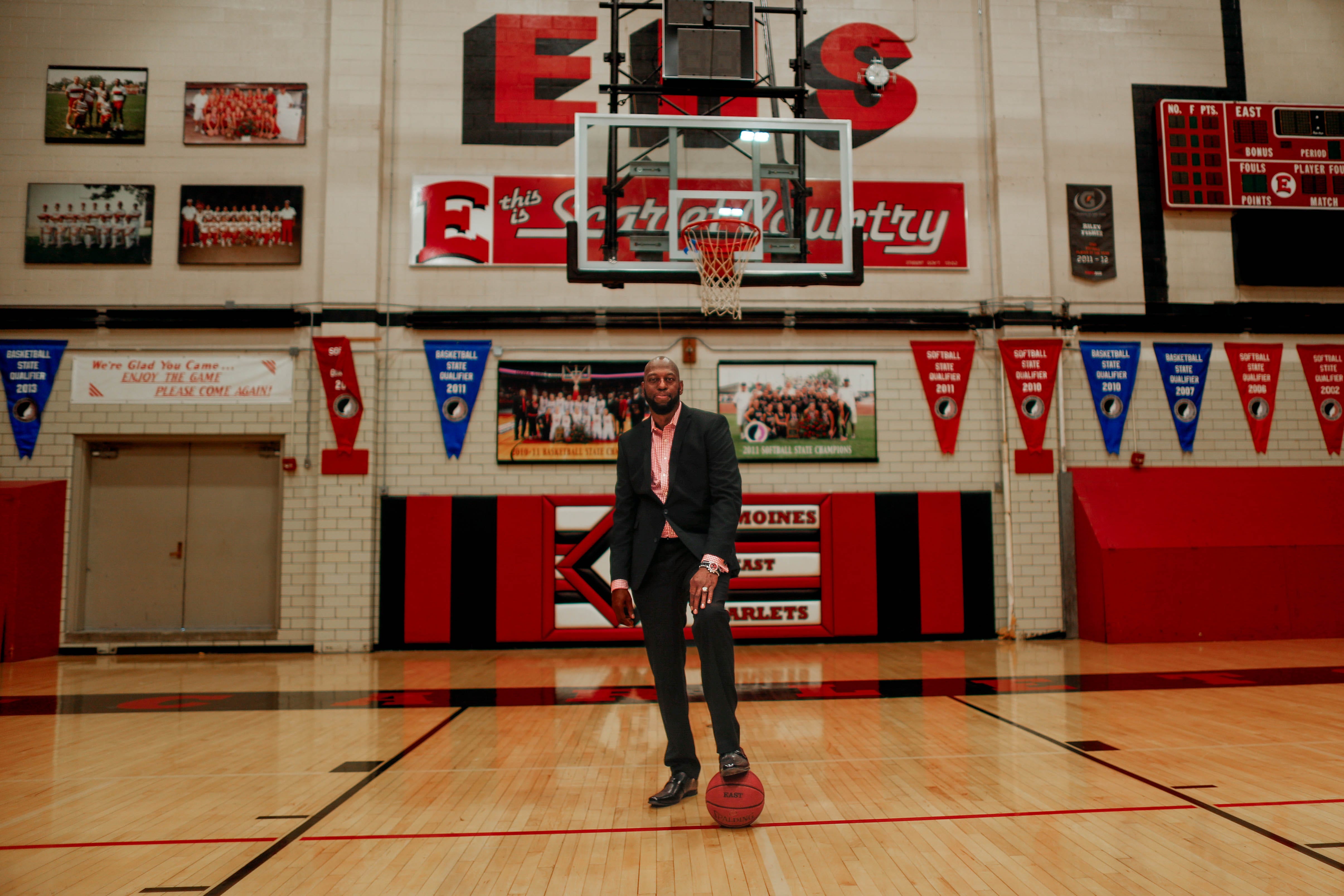 Des Moines East High gym may be named after legendary Black coach