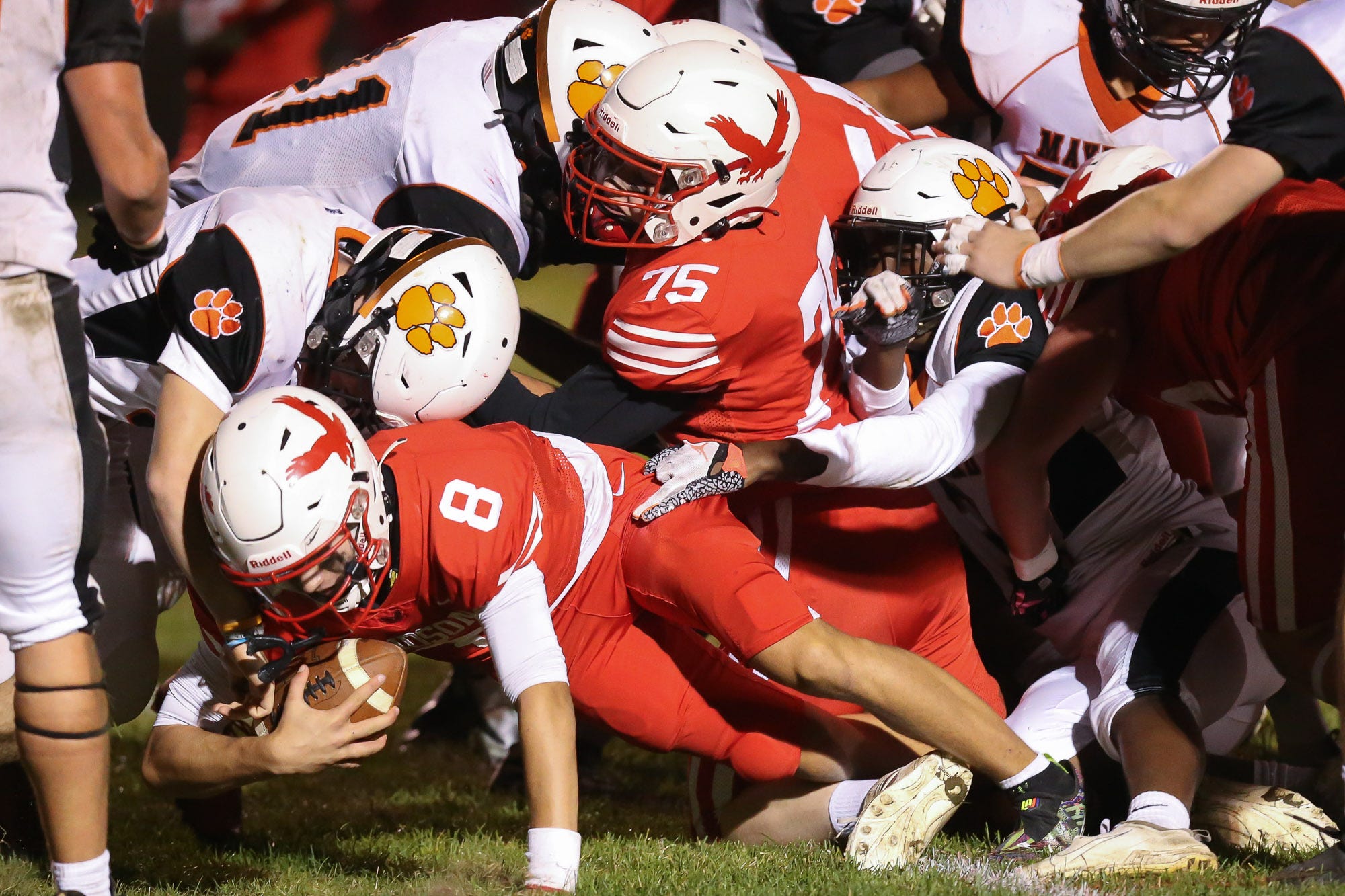 Hudson football QB Jake Attaway leads team to win over Maynard