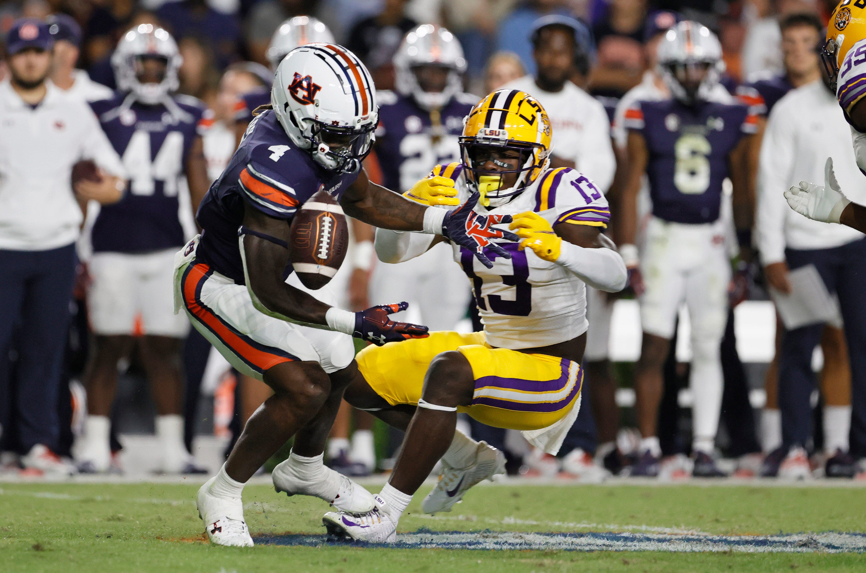 LSU football escapes Auburn with 21-17 win. Here's how.