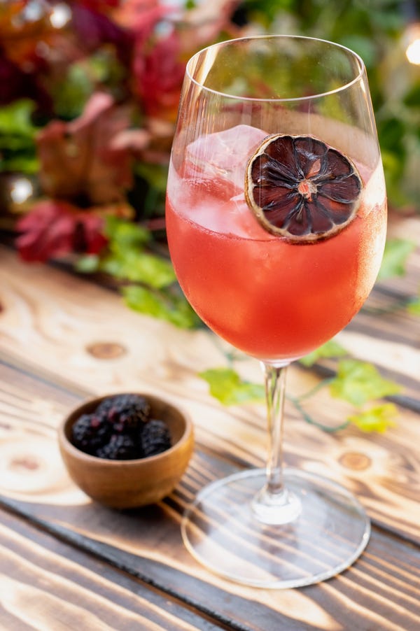 Fall Cocktail Recipes 5 Must Try Drinks To Try This Autumn