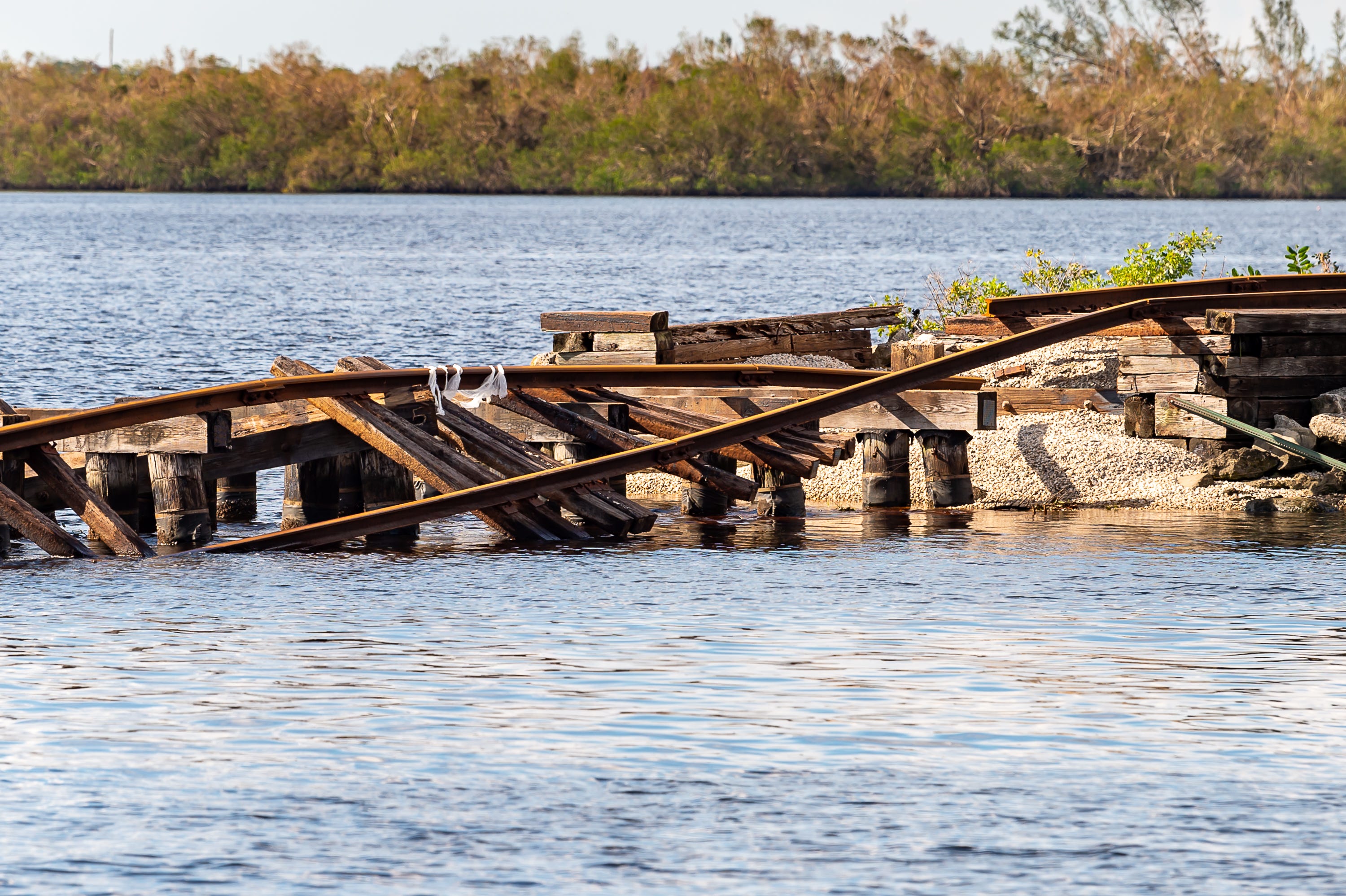 Hurricane Ian damages train tracks over Caloosahatchee River