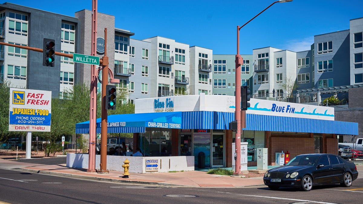 Phoenix restaurant Blue Fin survived racism, building booms and more