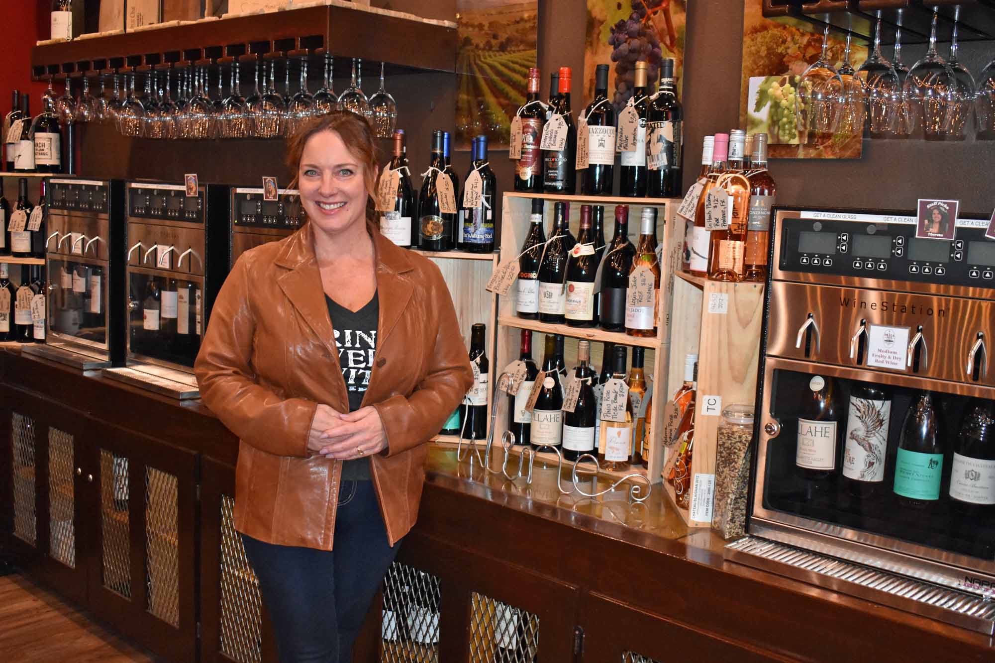 Della Viti wine bar owner Beth DeVries to receive philanthropy award