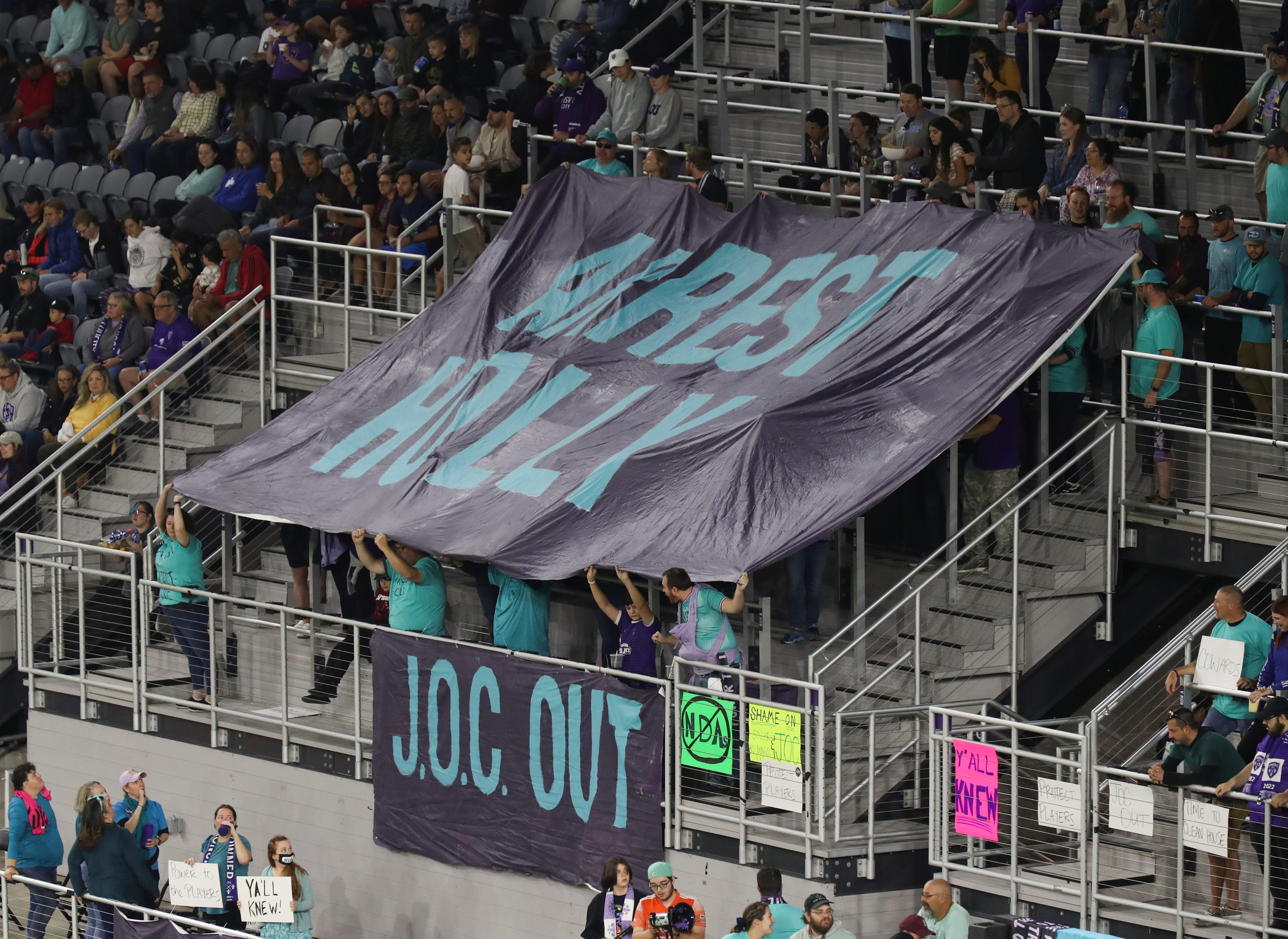 Soccer fans protest Racing Louisville, Lou City after reports on Holly