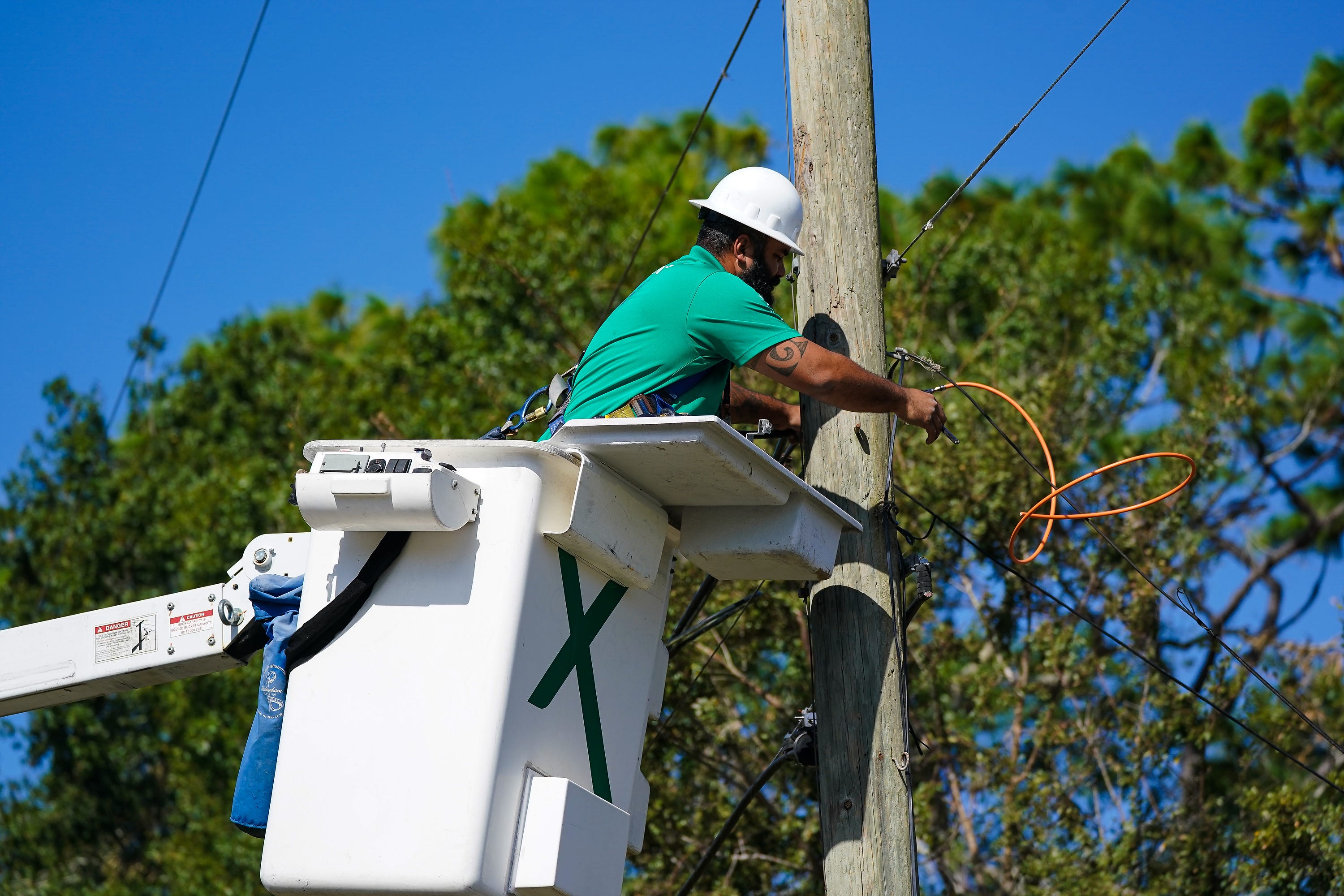 Comcast service for some may not be fixed until just before Christmas