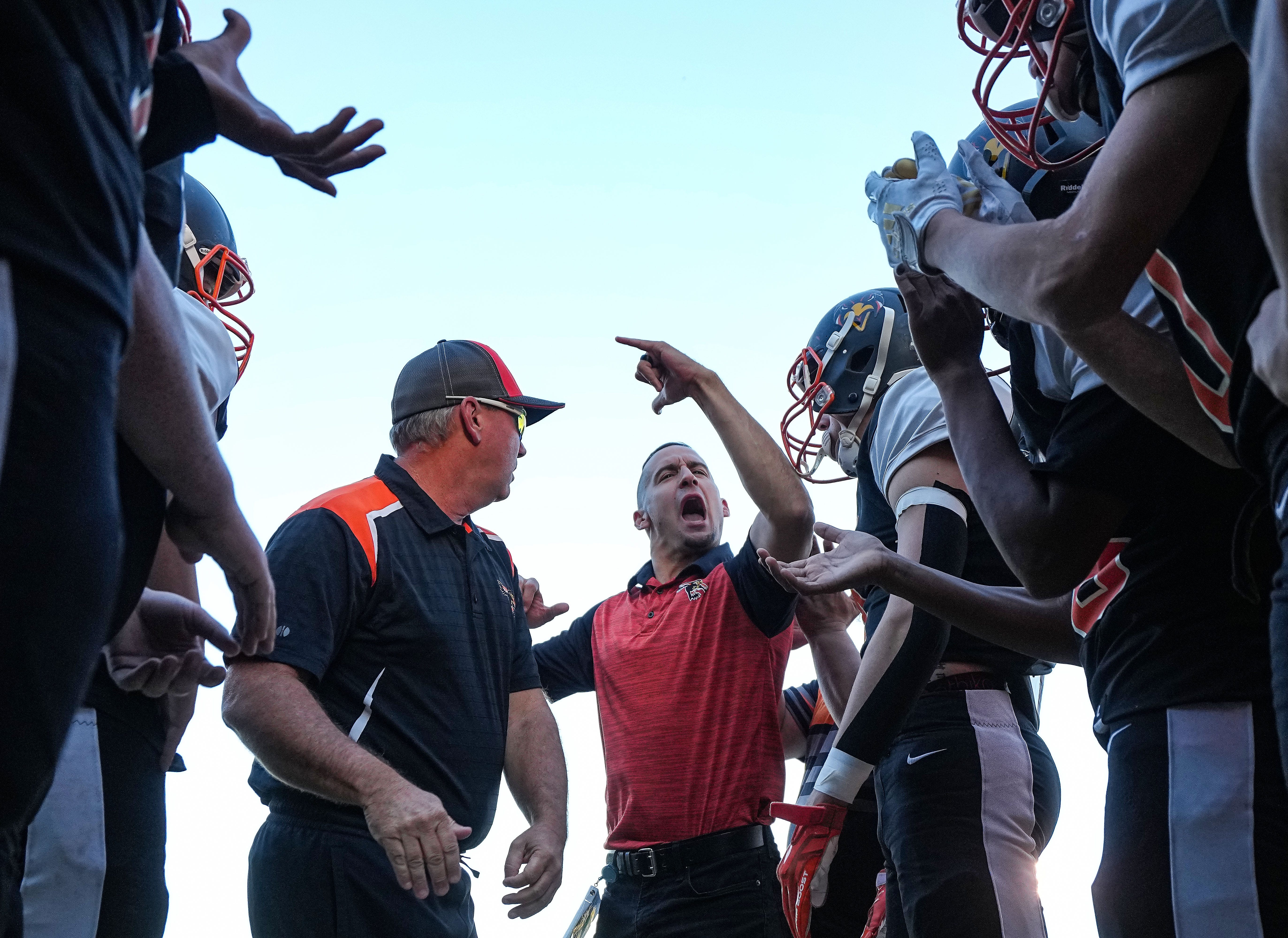 Indiana Deaf has pride in football program, talent at quarterback