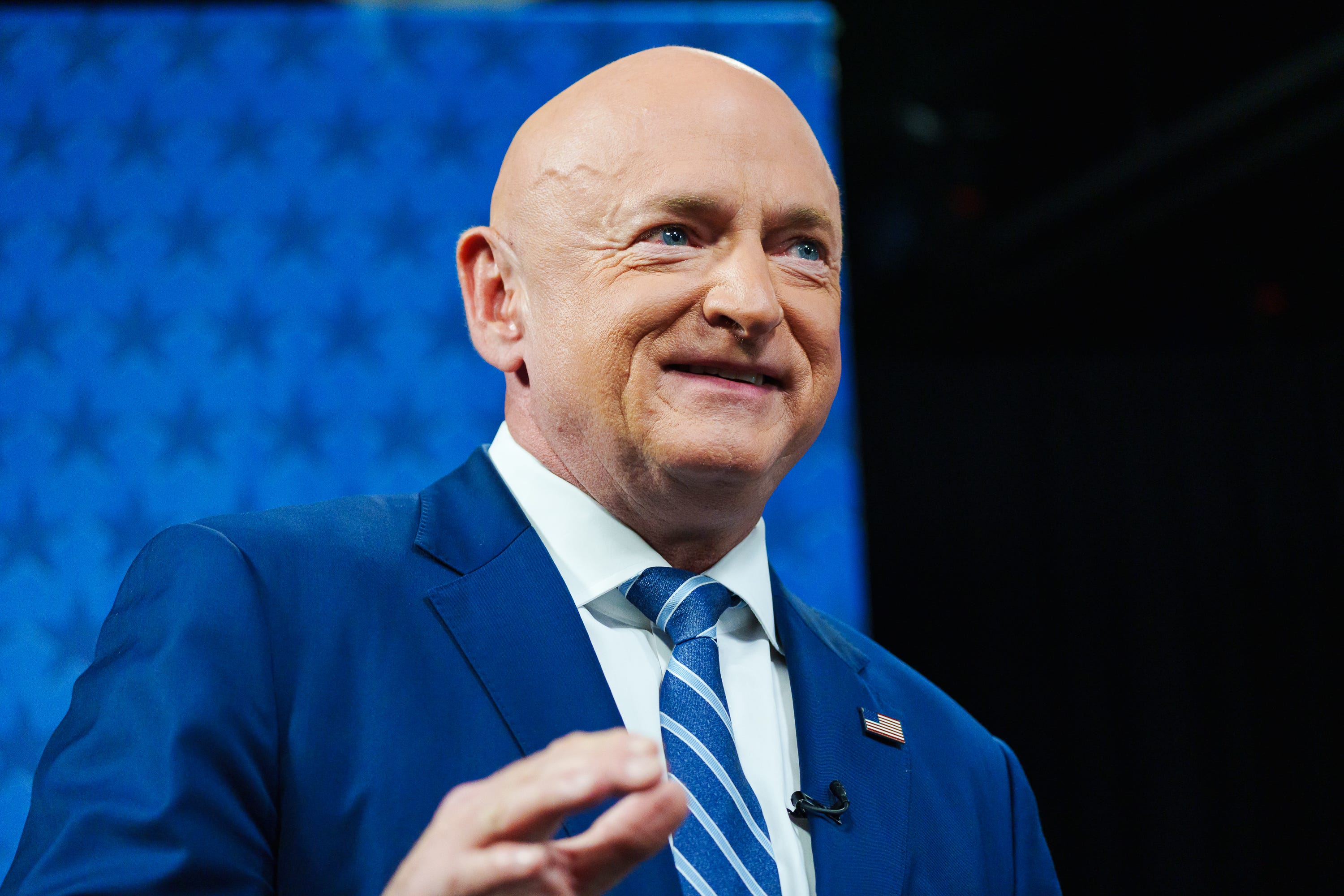 In quest for victory, Arizona Democrats take a go-it-alone approach